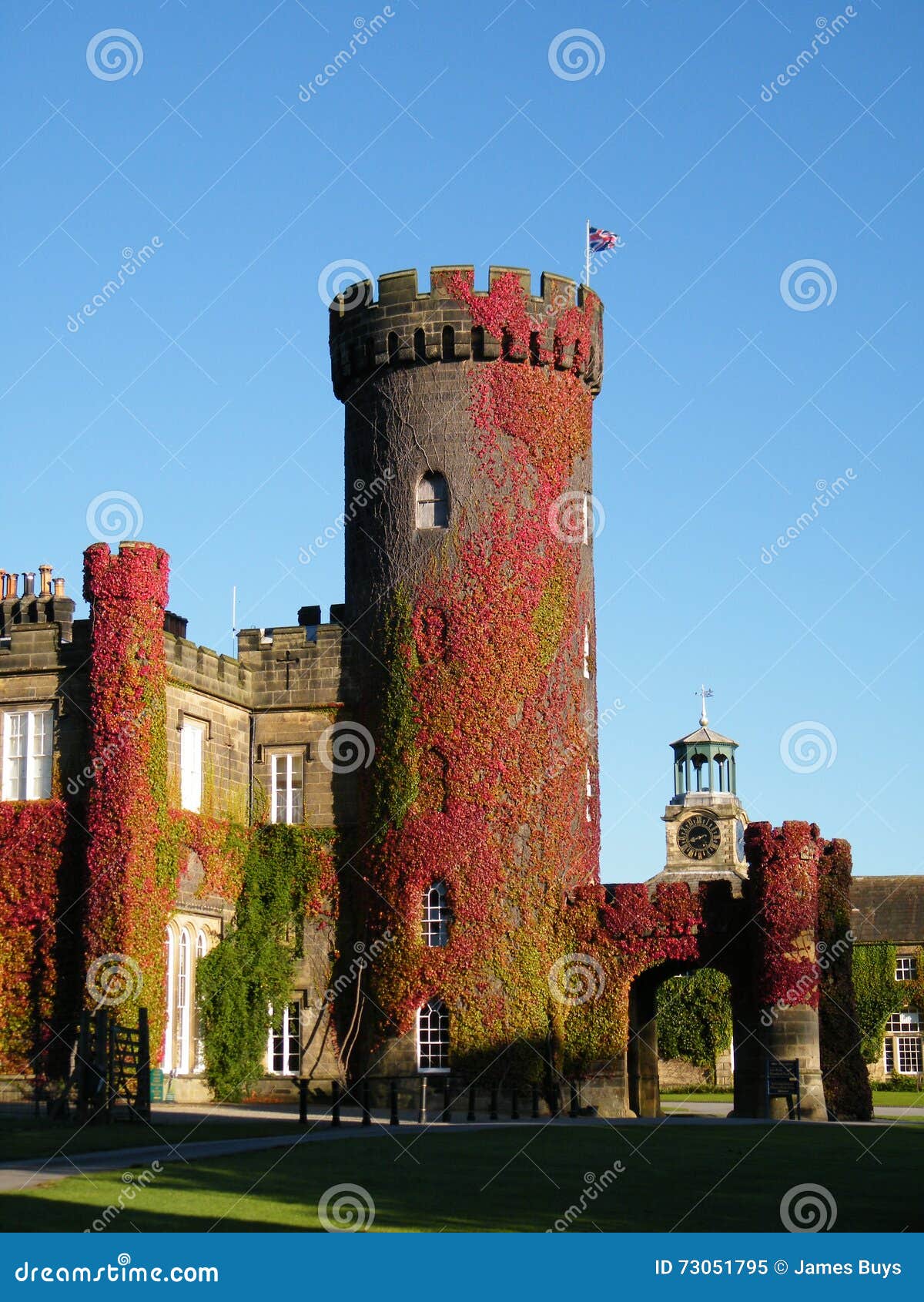 Swinton Castle stock image. Image of green, england, castle - 73051795