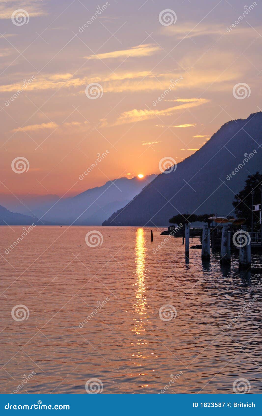 SWISS MOUNTAINS LAKE SUNSET, SWITZERLAND Stock Image - Image of boat ...