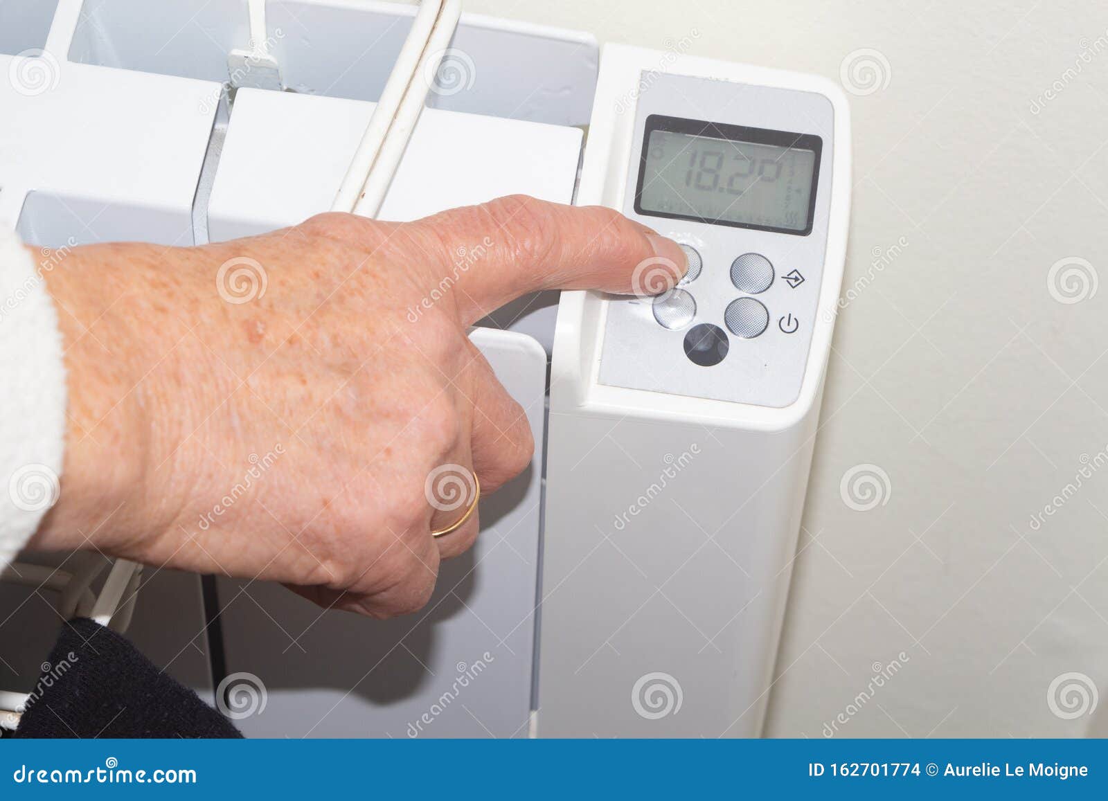 Switch the radiator stock photo. Image of apartment - 162701774