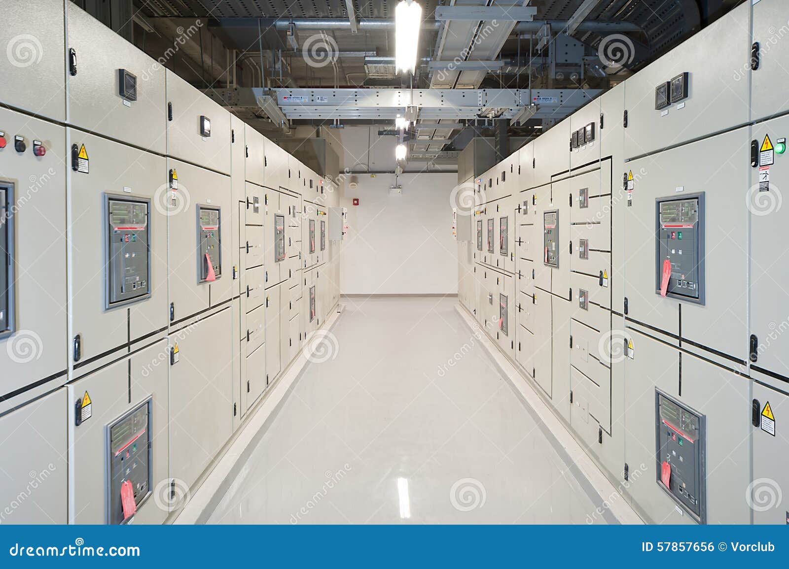 Switchgear стоковое фото. изображение насчитывающей профессионал - 57857656