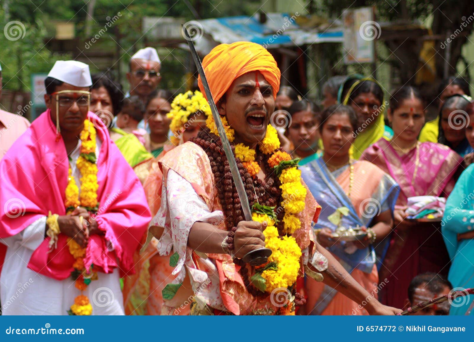 Sword Dance editorial photography. Image of asia, bizzare - 6574772