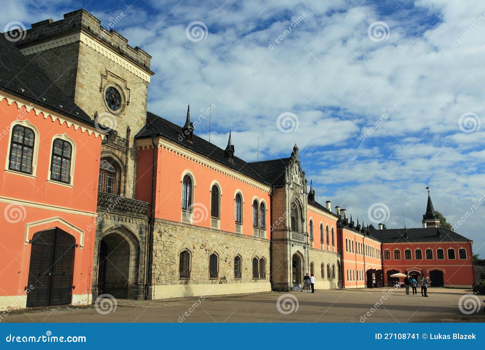 Sychrov chateau editorial photo. Image of chateau, landmark - 27108741