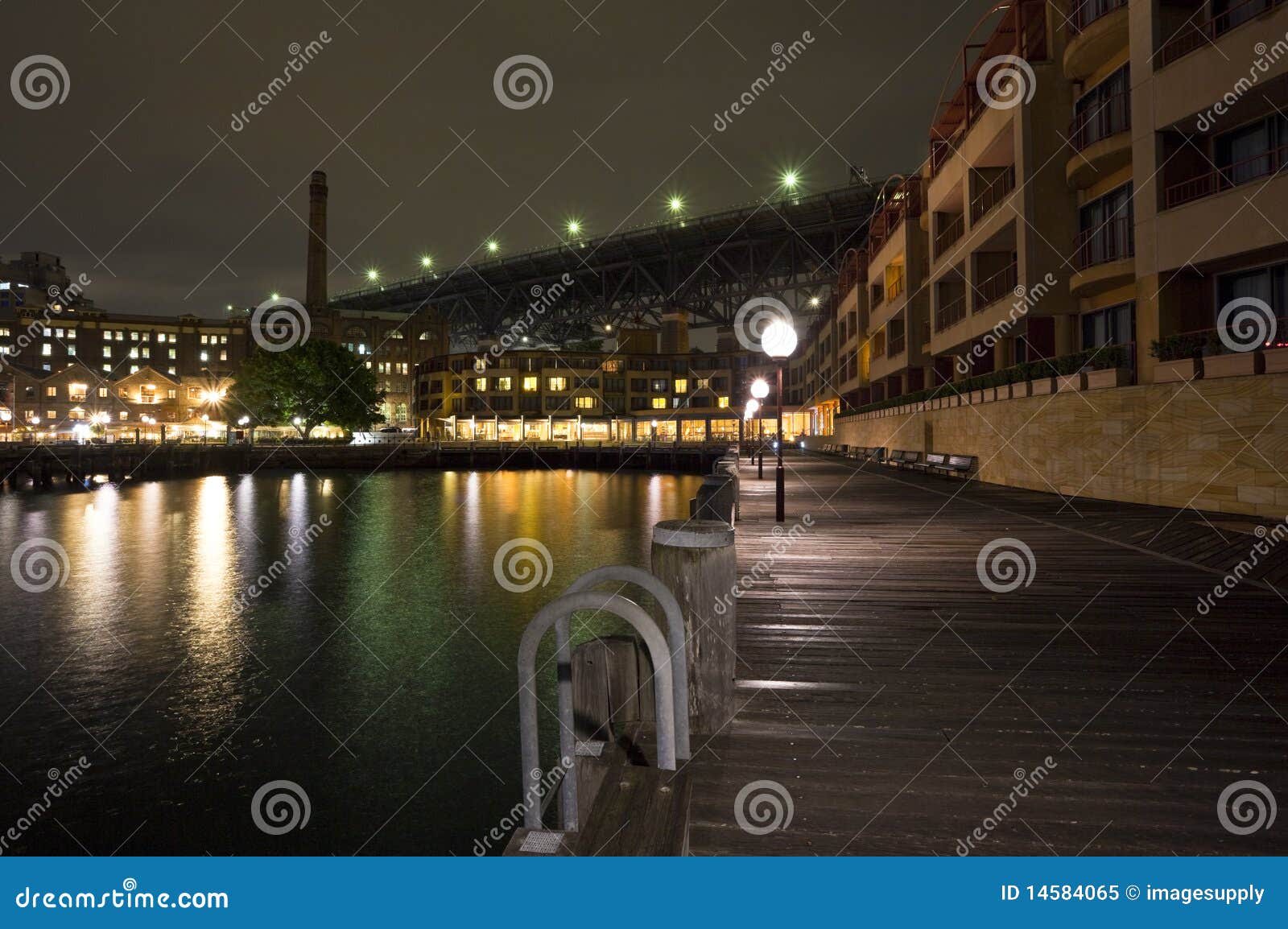 Sydney Circular Keys at Night Stock Image - Image of destinations ...