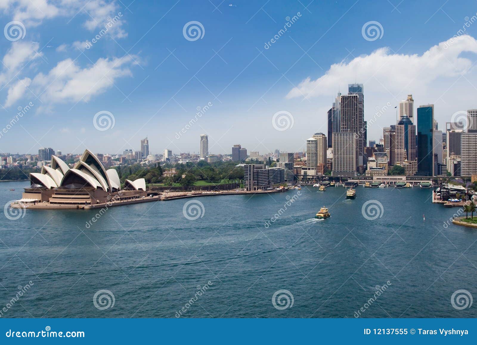 Sydney Opera & city editorial image. Image of contemporary - 12137555