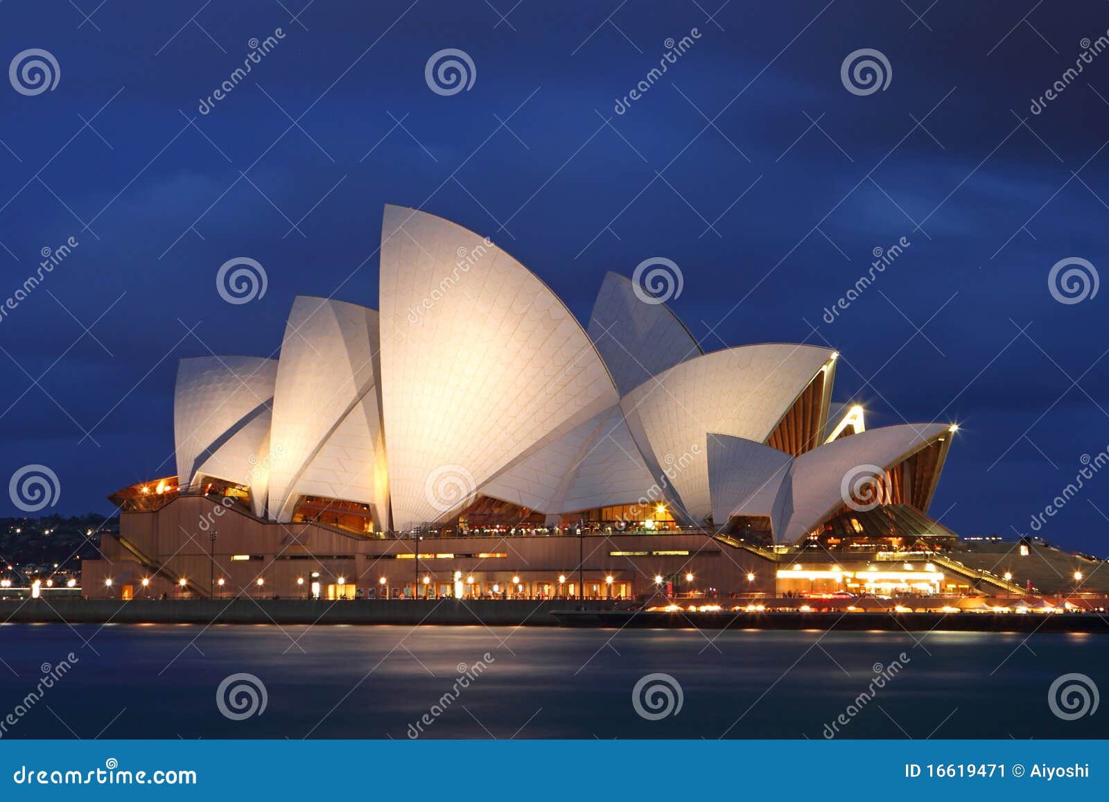 Sydney Opera House editorial photo. Image of city, opera - 16619471