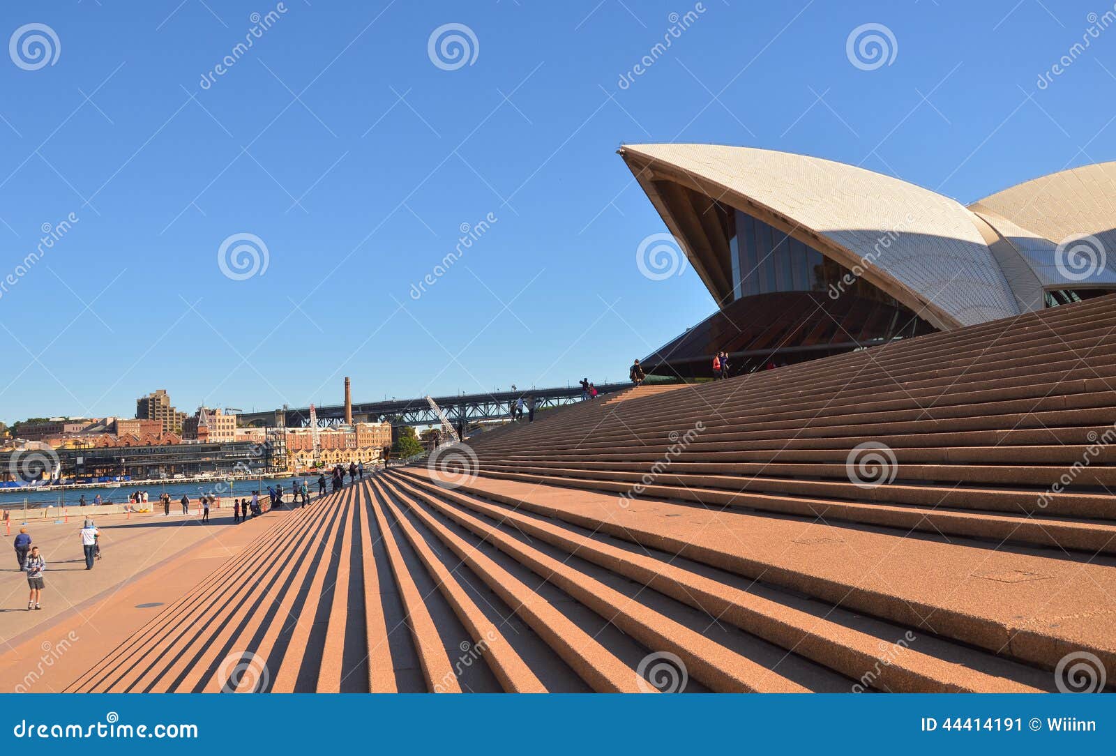 Sydney Opera House with Blue Sky Editorial Photo - Image of theater ...