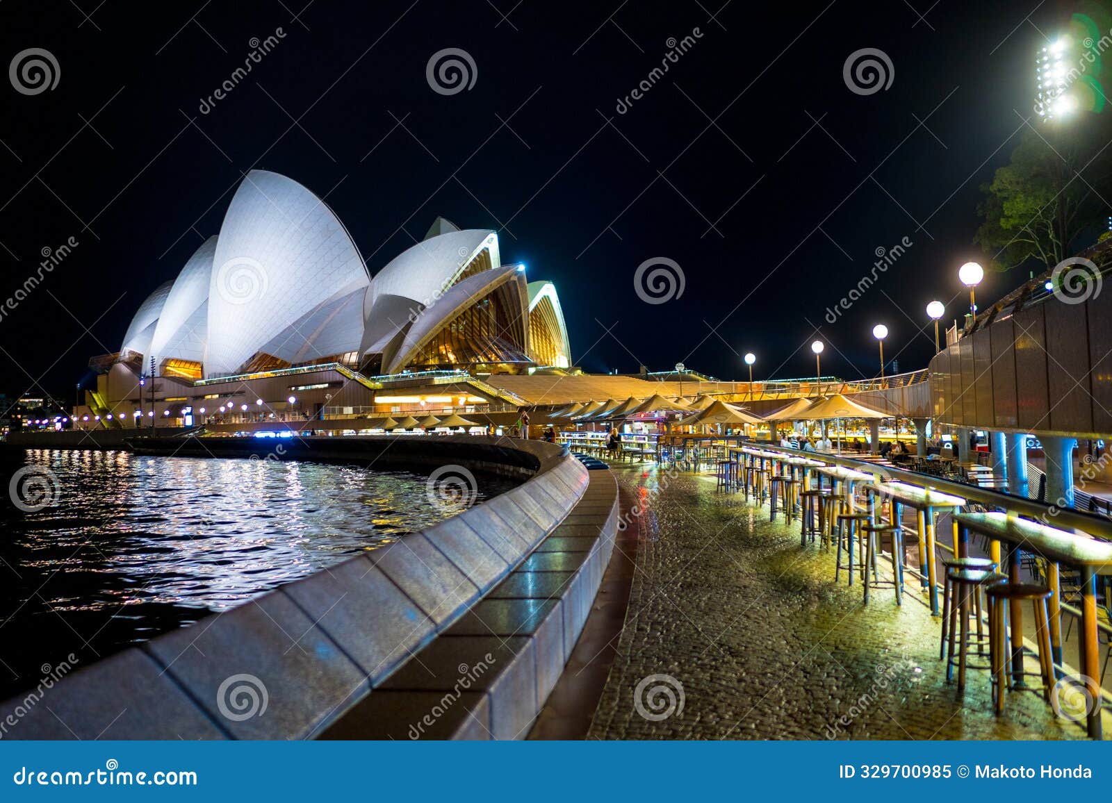 Sydney Opera House at Night Editorial Image - Image of tourists ...