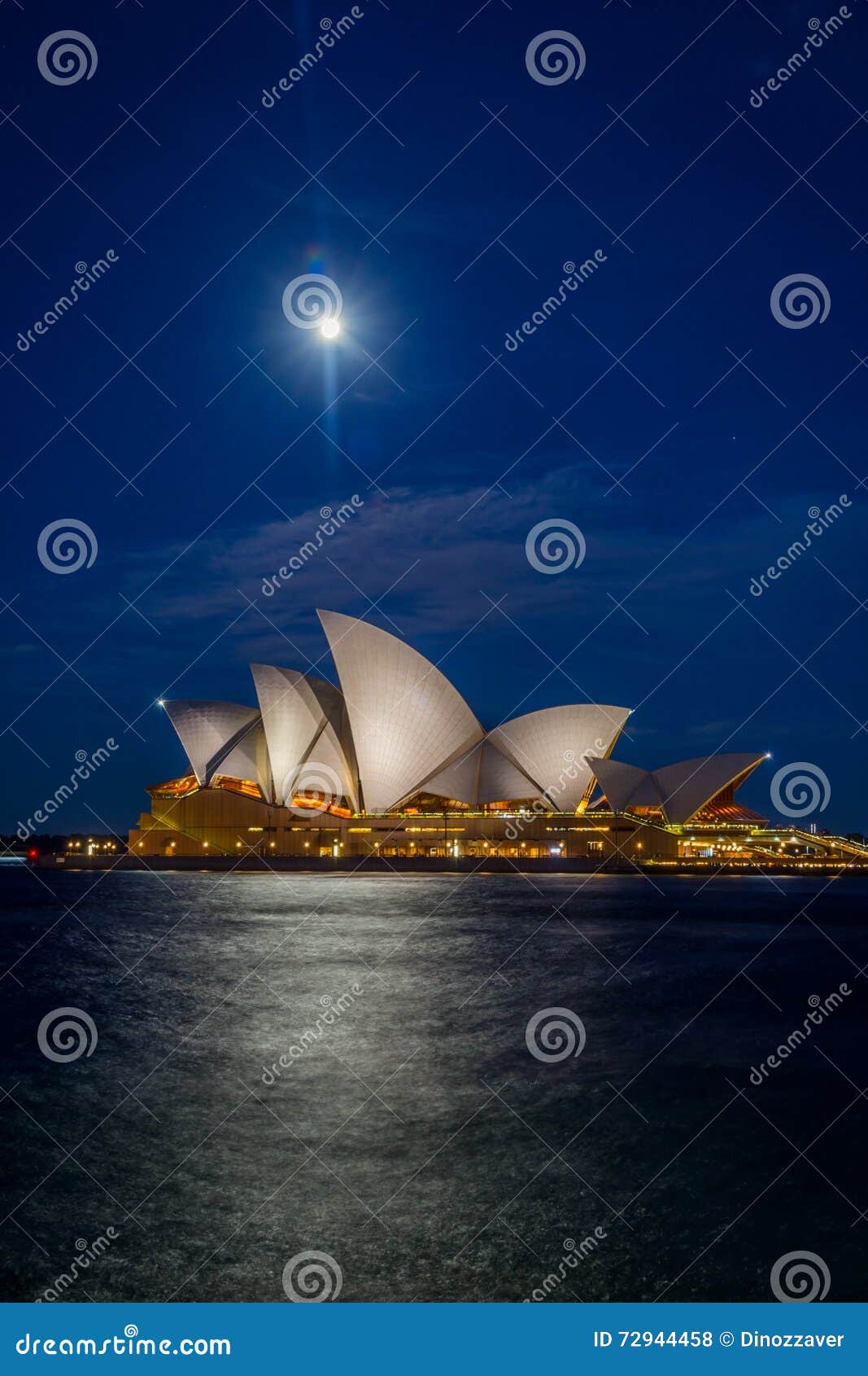 Sydney Opera House at Night Editorial Stock Photo - Image of south ...