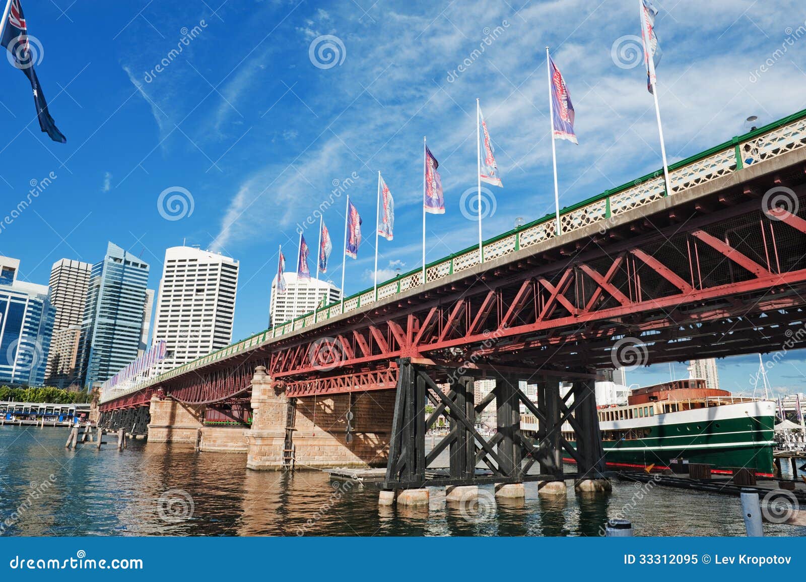 Sydney Pyrmont Bridge stock image. Image of cockle, downtown - 33312095