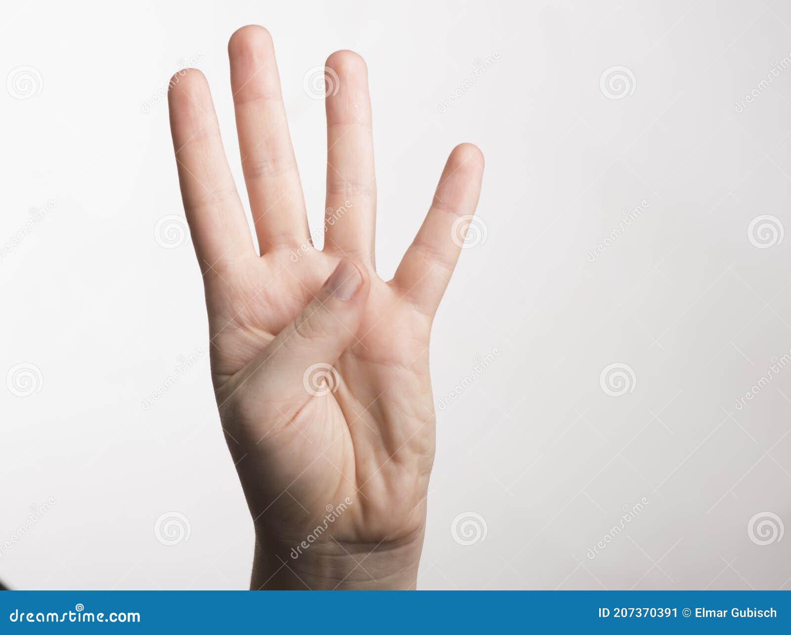 Symbol der Nummer vier stockbild. Bild von schriftkegel - 207370391