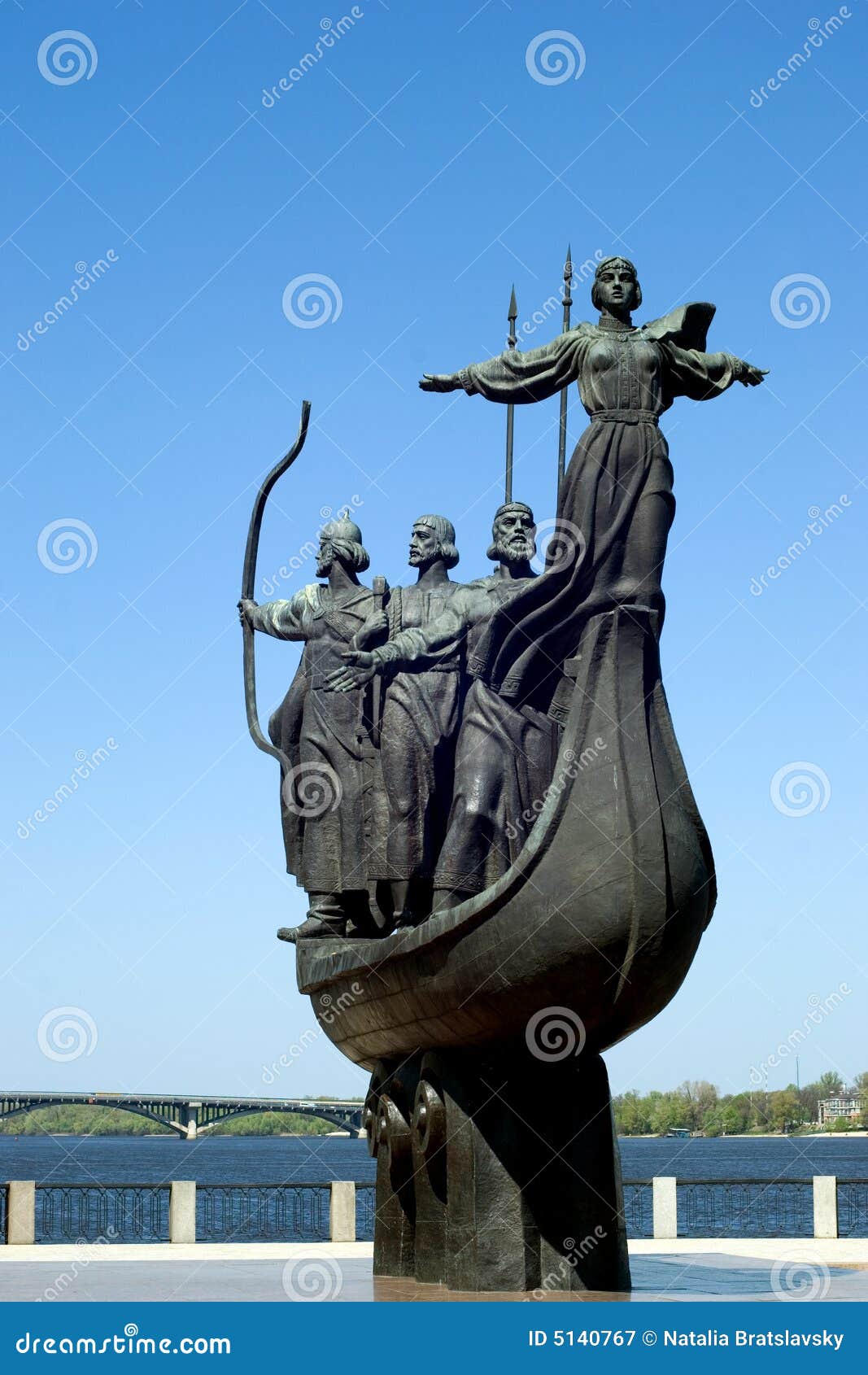 Symbol of Kiev stock image. Image of symbolical, attraction - 5140767