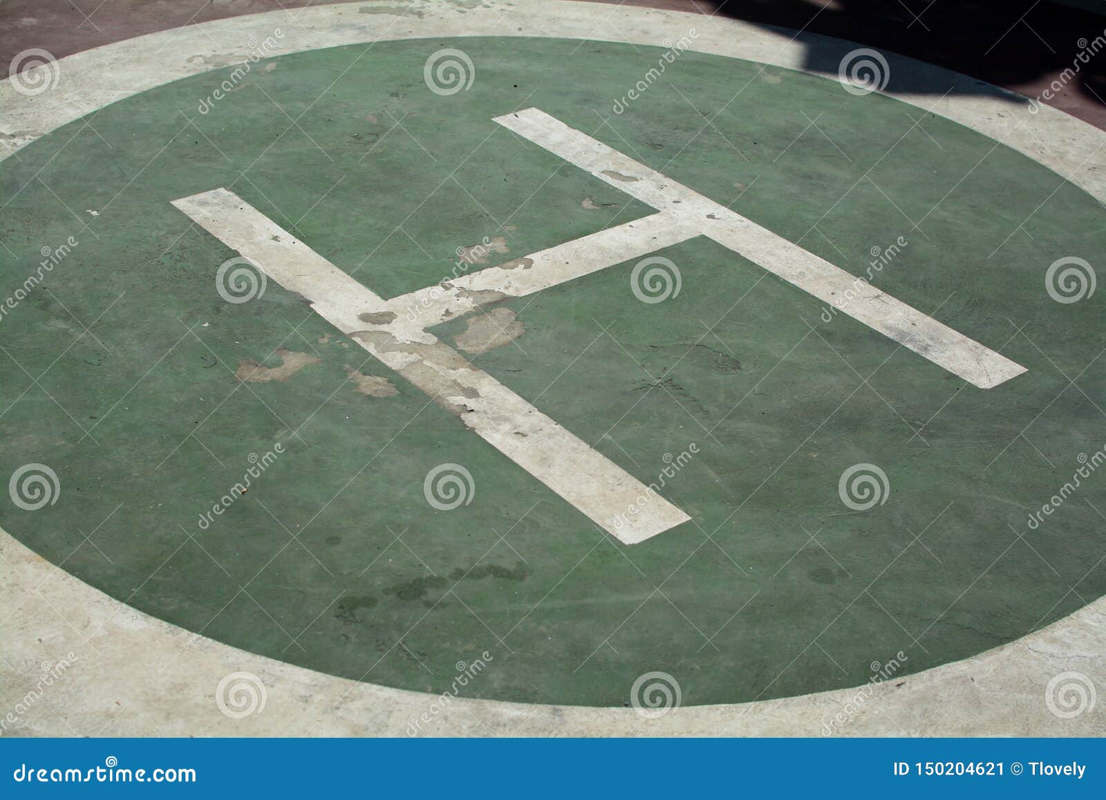 Symbol Landing Pad. Helicopter Parked Mark Stock Image - Image of ...