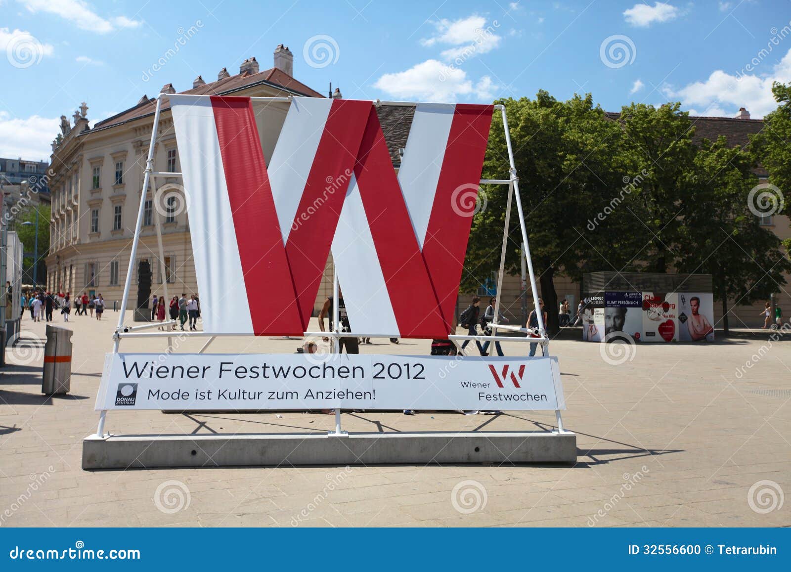 Symbol of Vienna Festweek 2012 Editorial Image - Image of europe ...