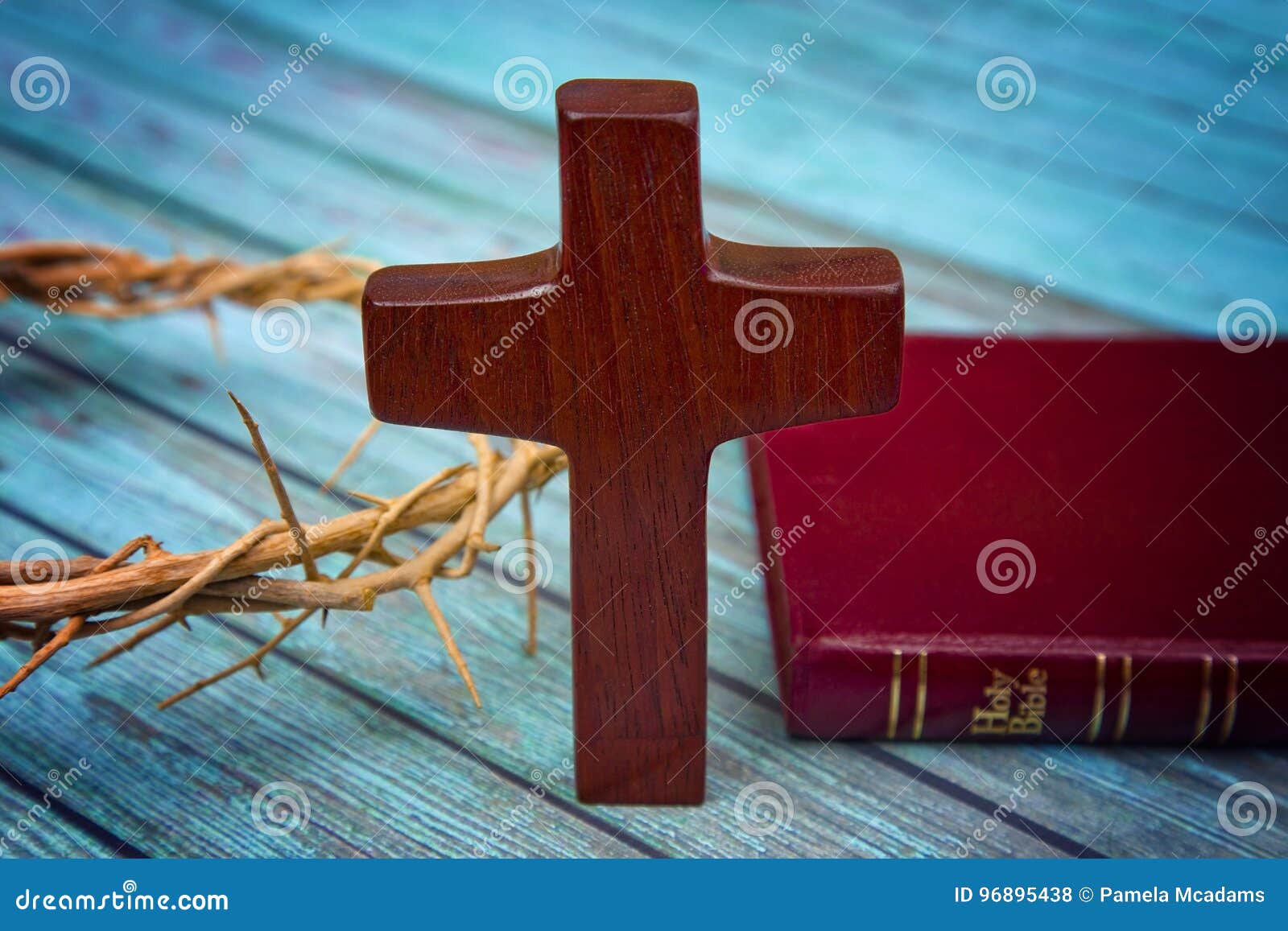 Symbolen van Christendom stock foto. Image of doornen - 96895438