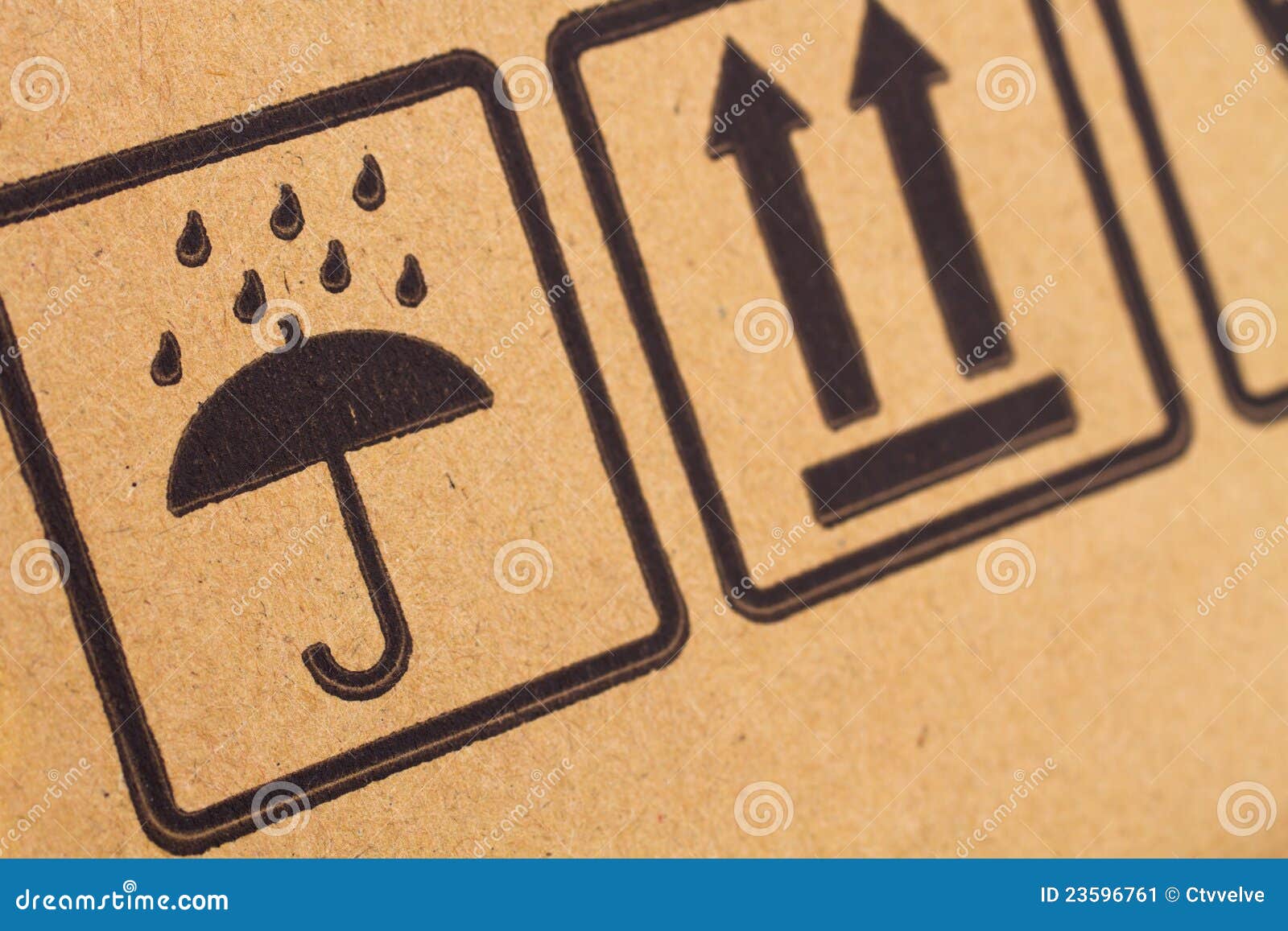 Symboles Fragiles Sur Le Carton Image stock - Image du main, industriel ...