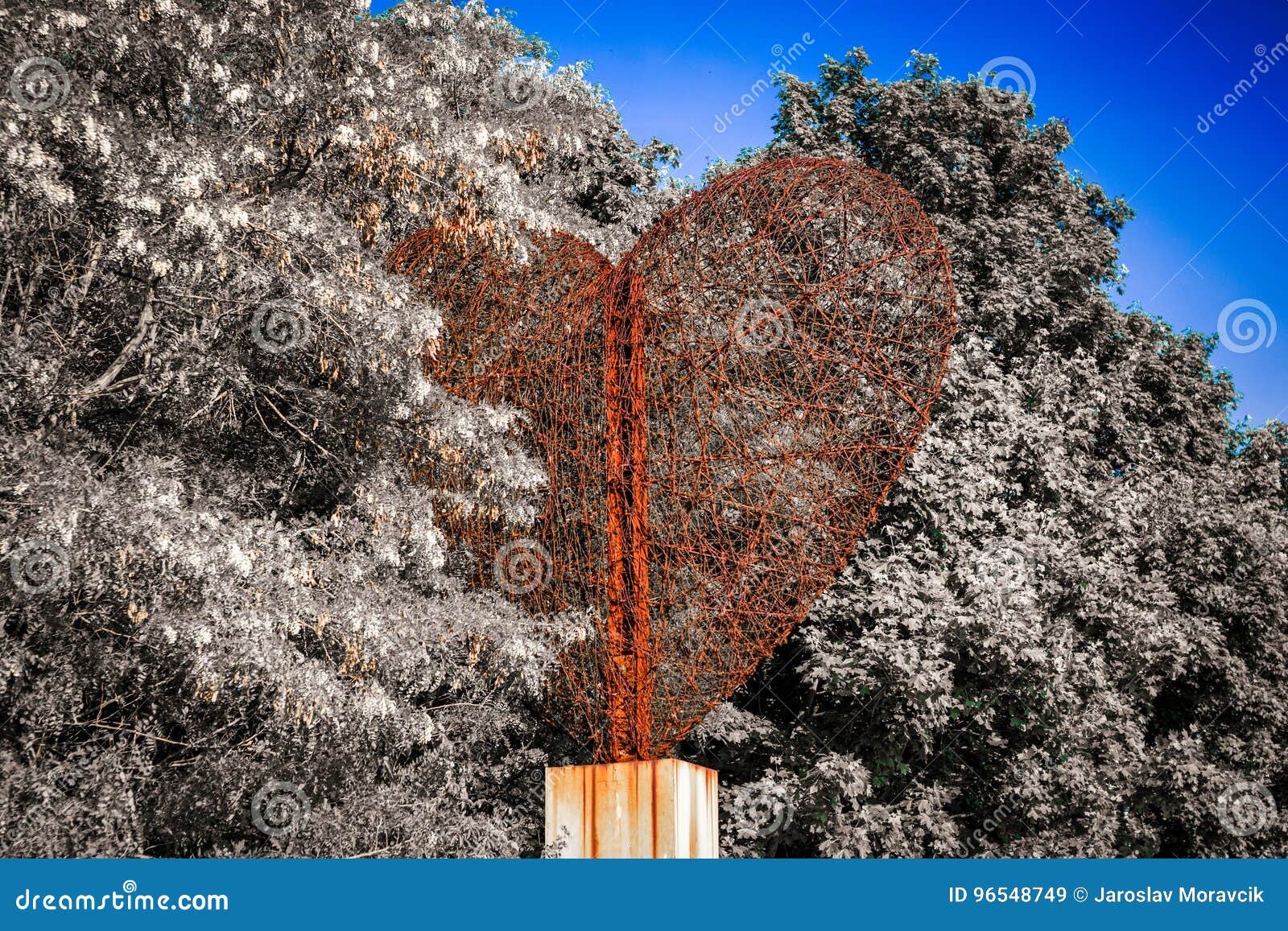 Symbool van liefde - hart stock afbeelding. Image of artistiek - 96548749