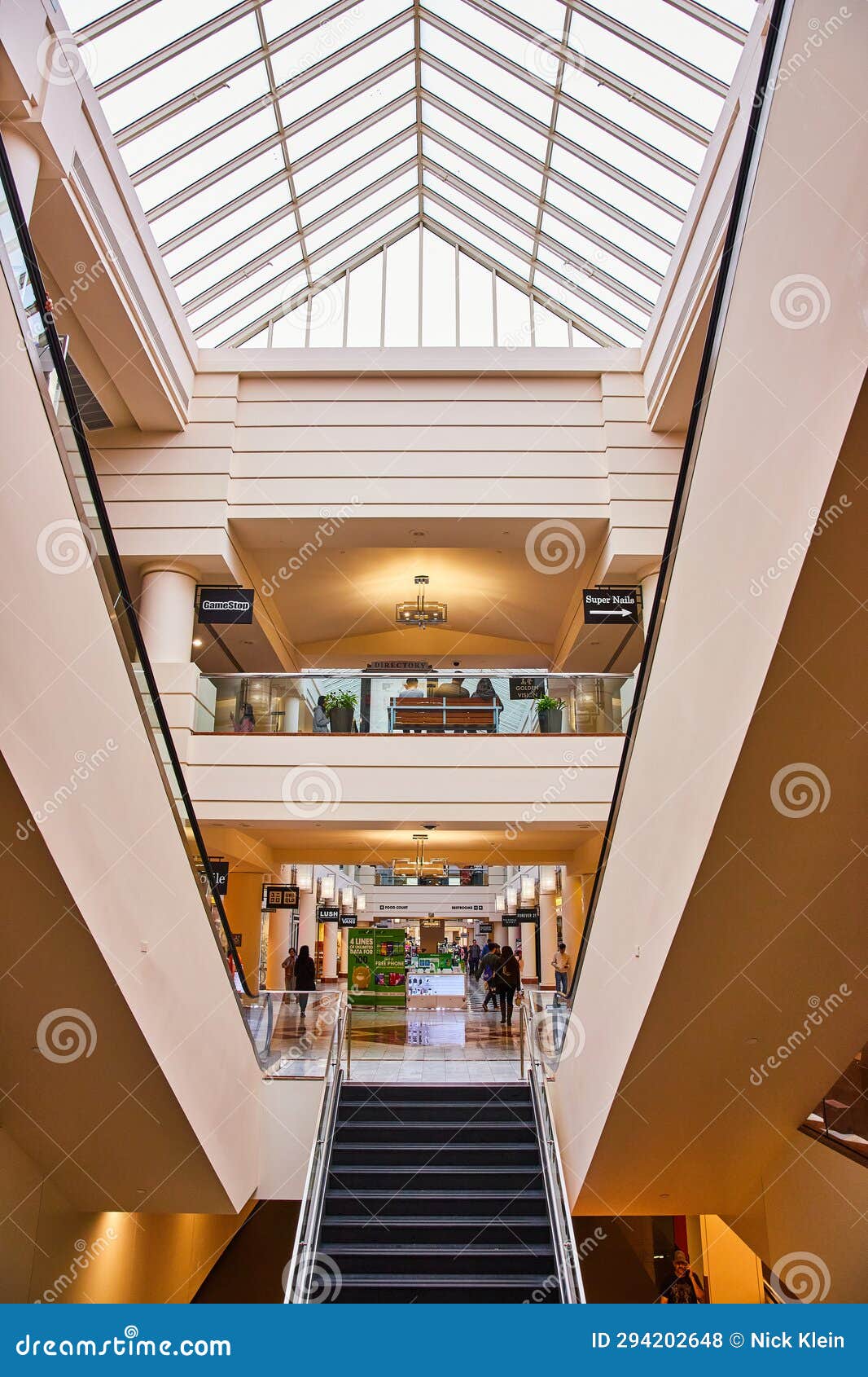 Symmetrical Architecture of Two Staircases Going Up while Middle Goes ...