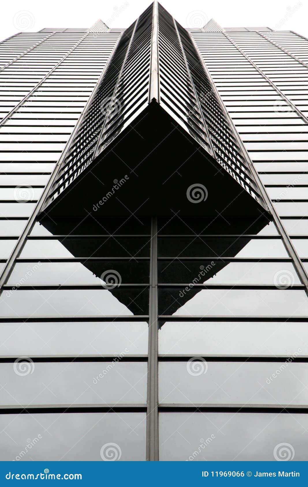 Symmetrical View of an Office Tower Stock Photo - Image of corporate ...