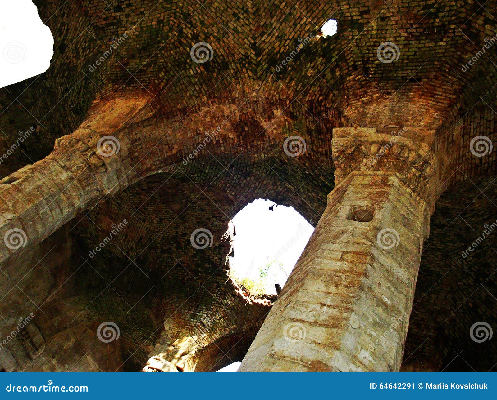 Synagogue in Ostroh, Ukraine Stock Image - Image of lutsk, jewish: 64642291