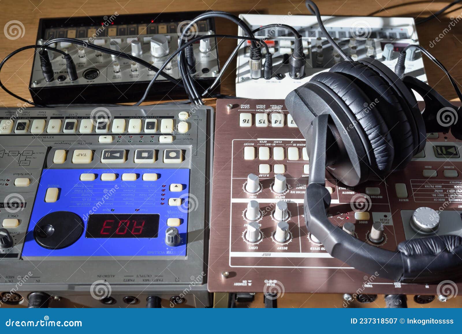 Synthesizers and Electronic Musical Instruments and Headphone for ...