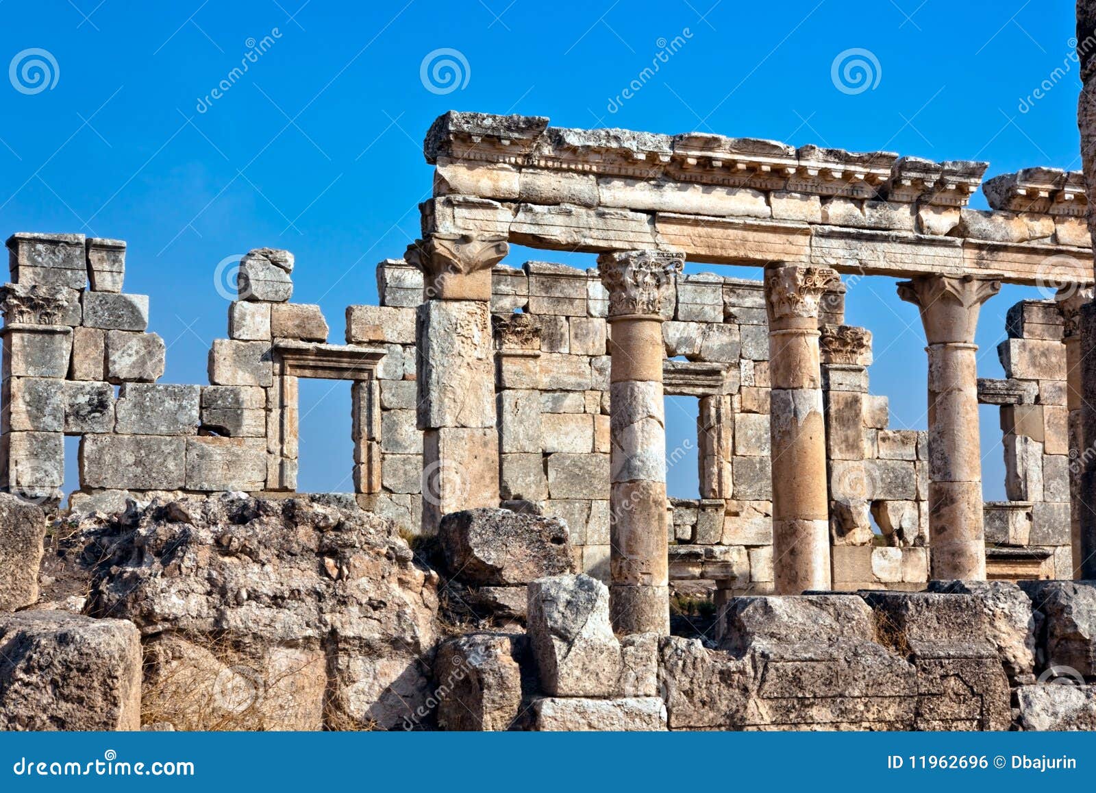 Syria - Apamea stock photo. Image of fortification, apamea - 11962696