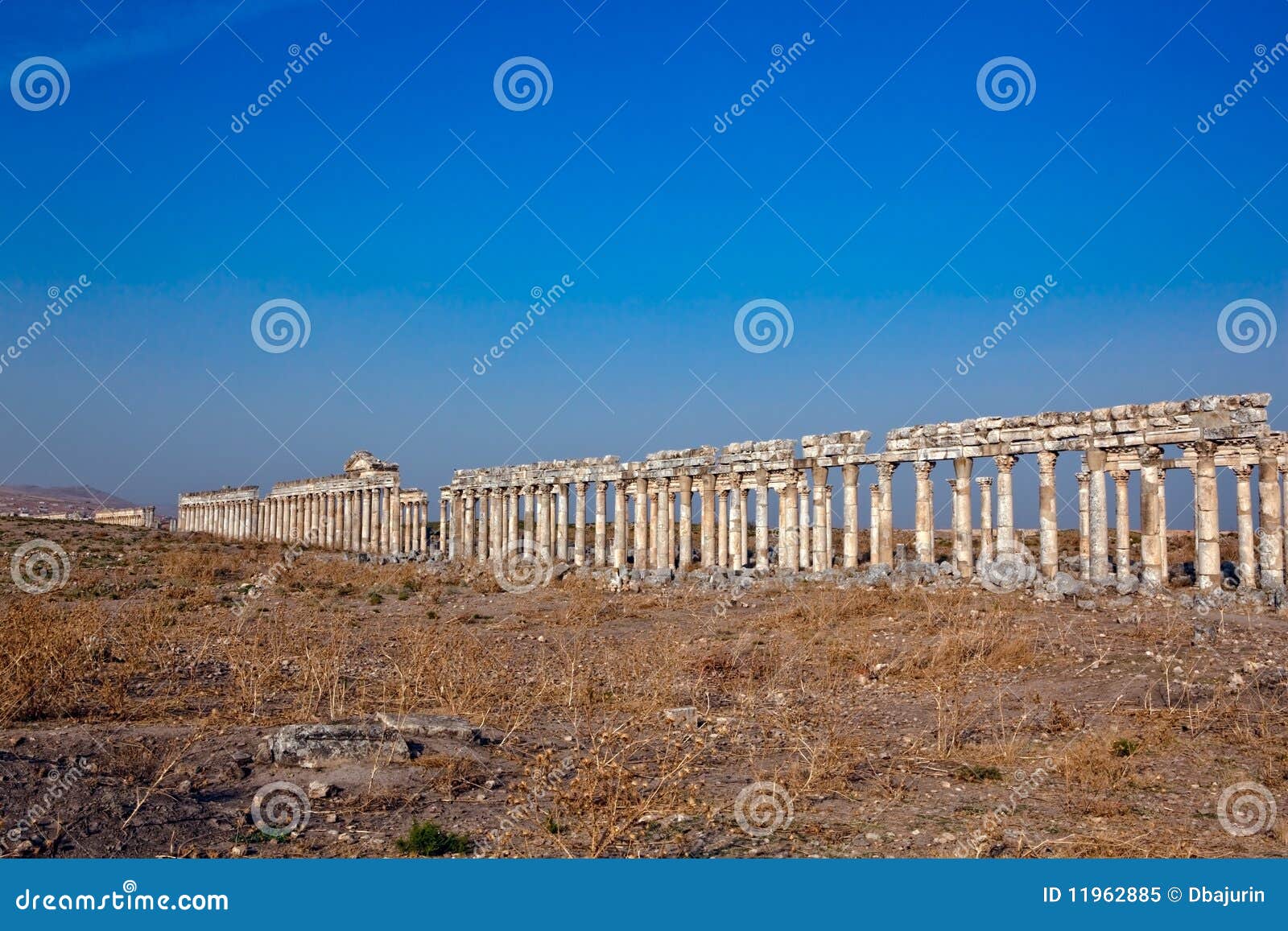 Syria - Apamea stock image. Image of corinthian, cardo - 11962885
