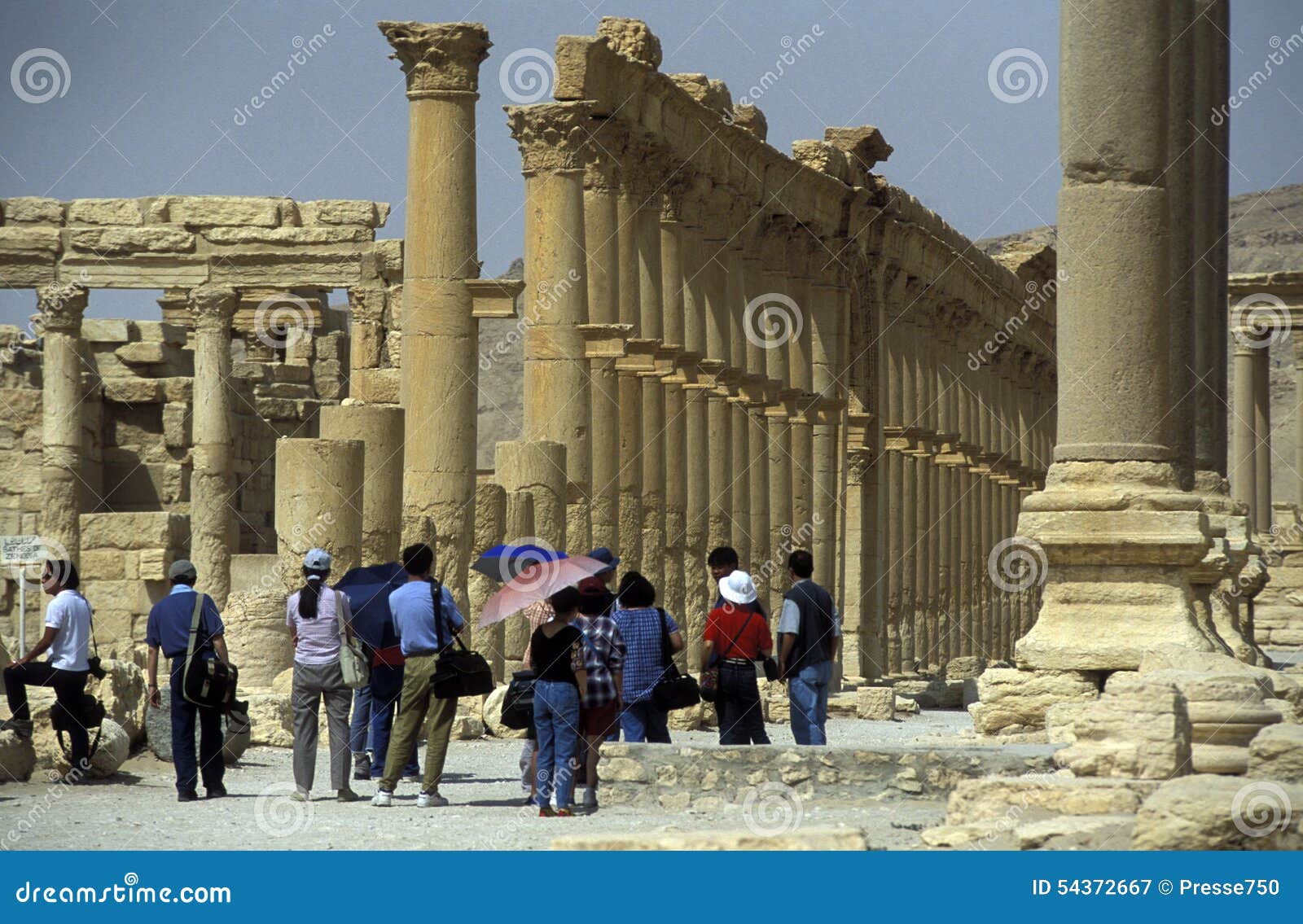 SYRIA PALMYRA ROMAN RUINS editorial photography. Image of palmyra ...
