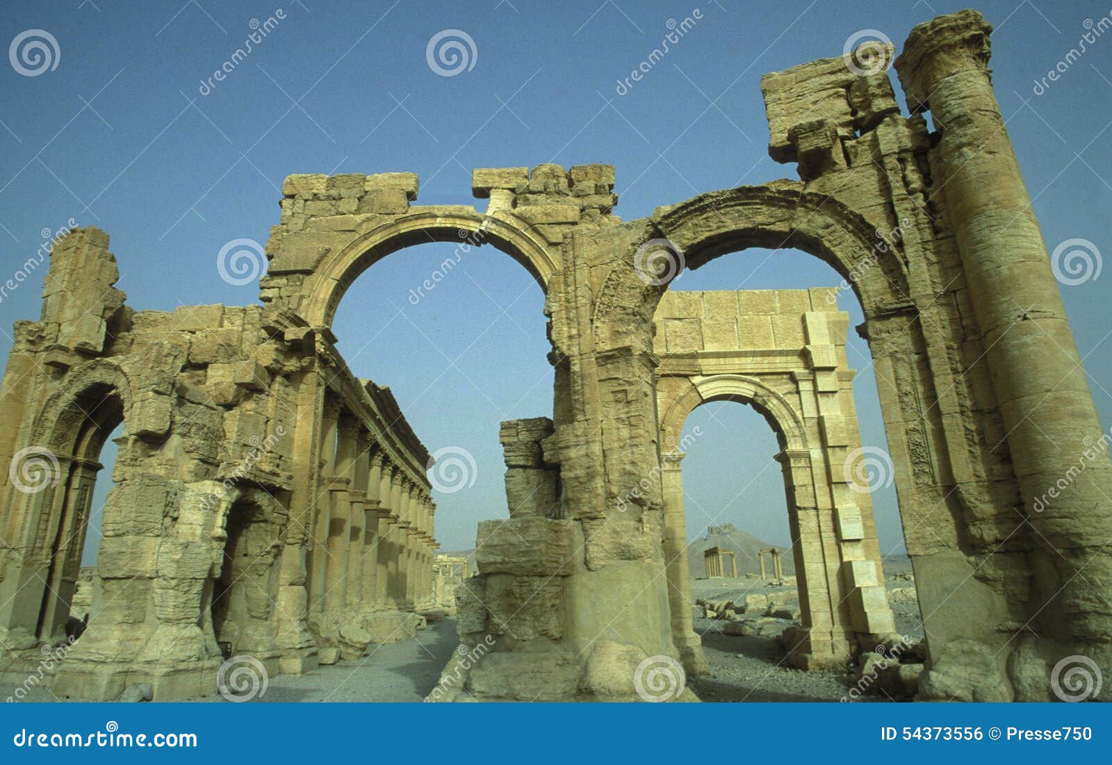SYRIA PALMYRA ROMAN RUINS editorial photo. Image of ruin - 54373556