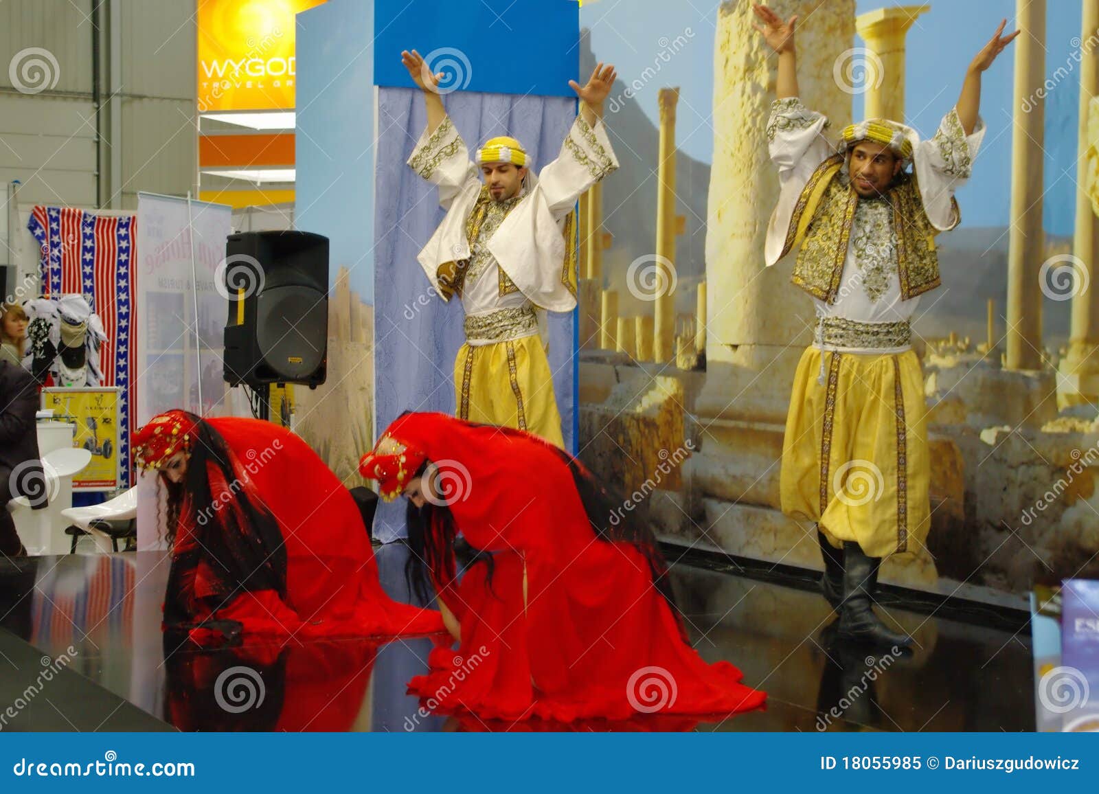 Syrian Folk Dancers at TT Warsaw Editorial Image - Image of hall, panel ...