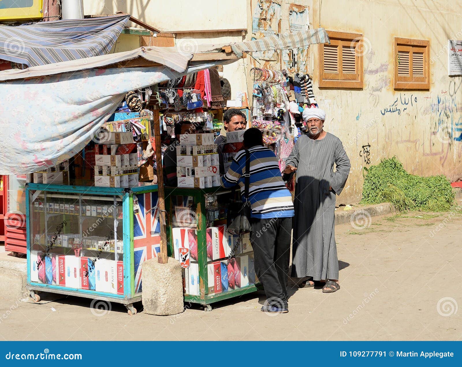 Syrian Refugees editorial photo. Image of poor, arab - 109277791