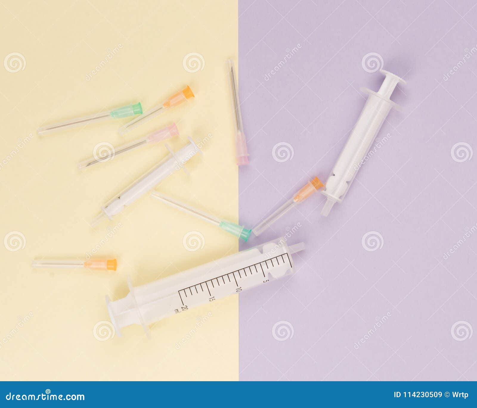 Syringe on a Colored Background Stock Image - Image of drug, dose ...