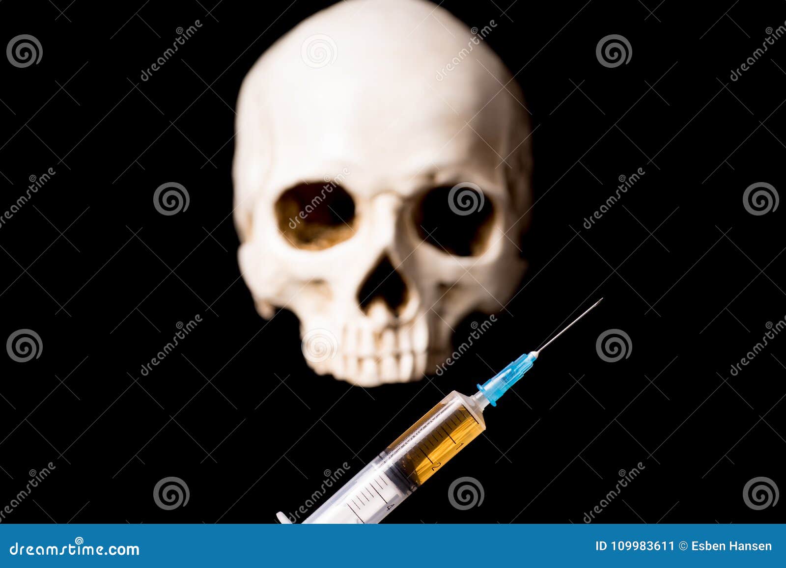 Syringe and skull stock image. Image of horror, cocaine - 109983611