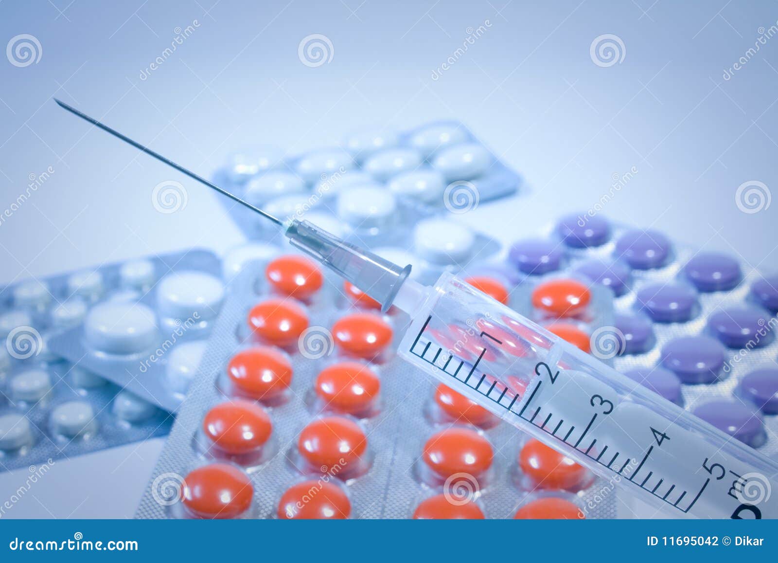 Syringe and tablets. stock photo. Image of syringe, thin - 11695042