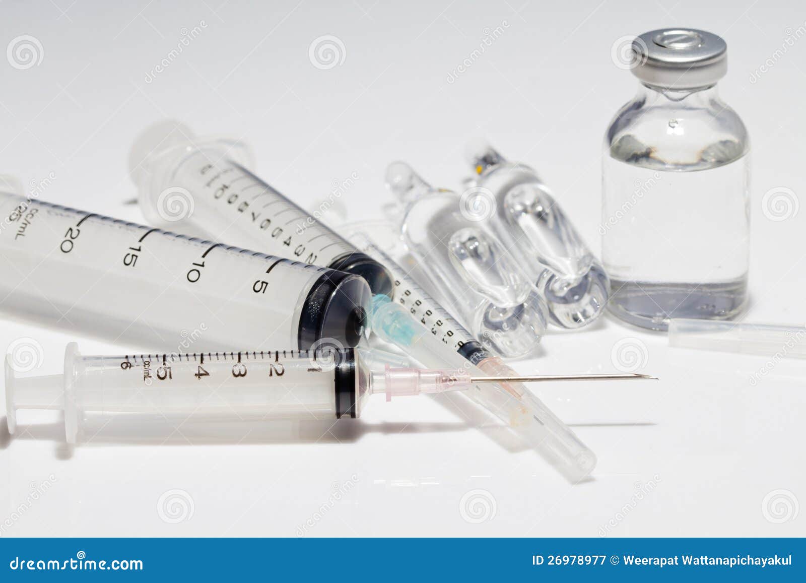 Syringe and vials stock image. Image of chemical, treatment - 26978977