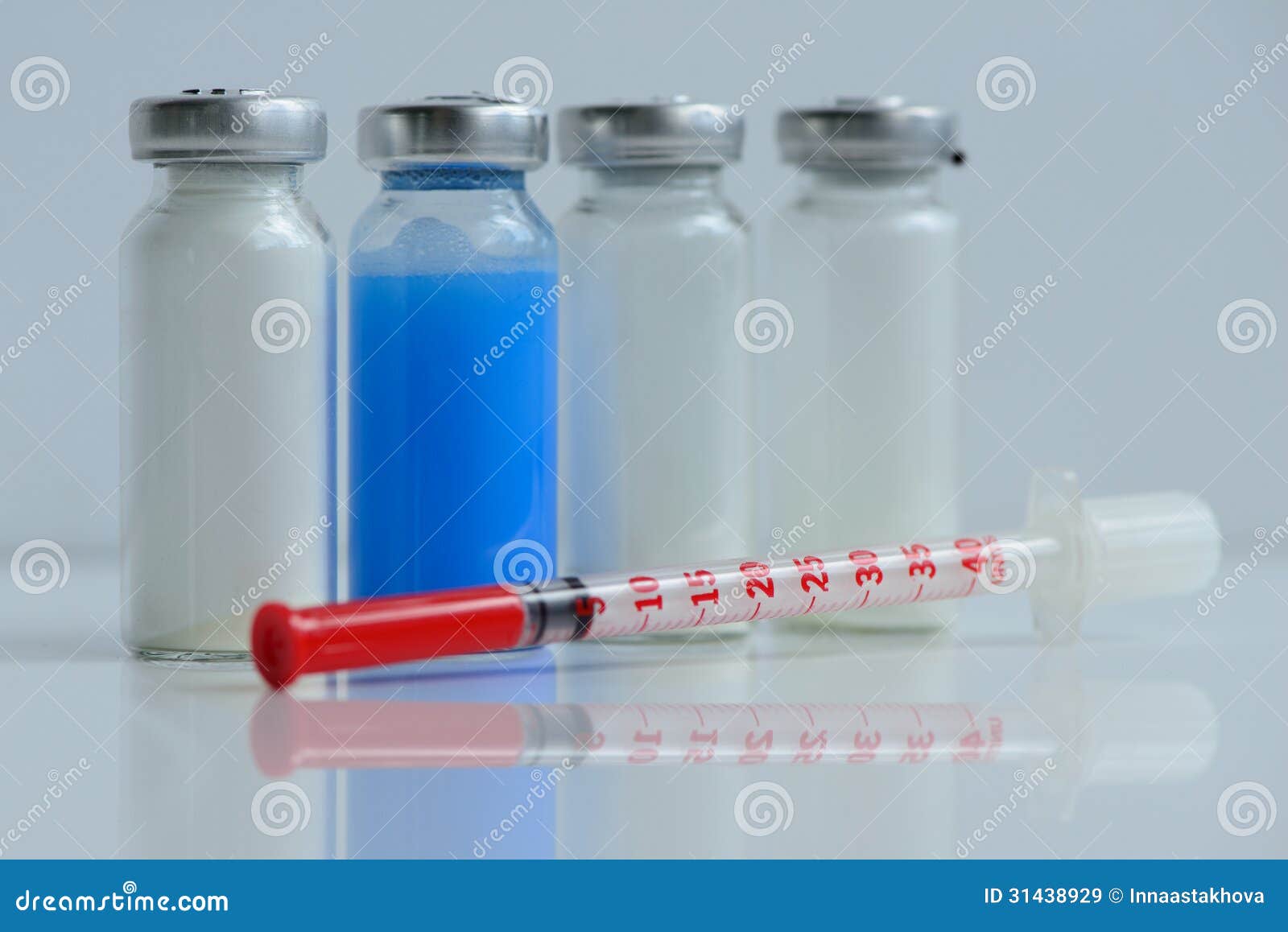 Syringes and Vials for Injection Stock Image - Image of intravenous ...