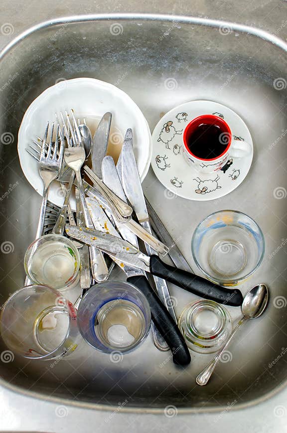 Sysslor Smutsar Ner Disk I Vasken Fotografering för Bildbyråer - Bild ...