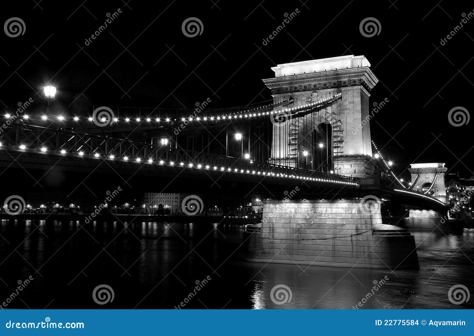 Szecheny Bridge in Budapest Stock Photo - Image of column, archeology ...