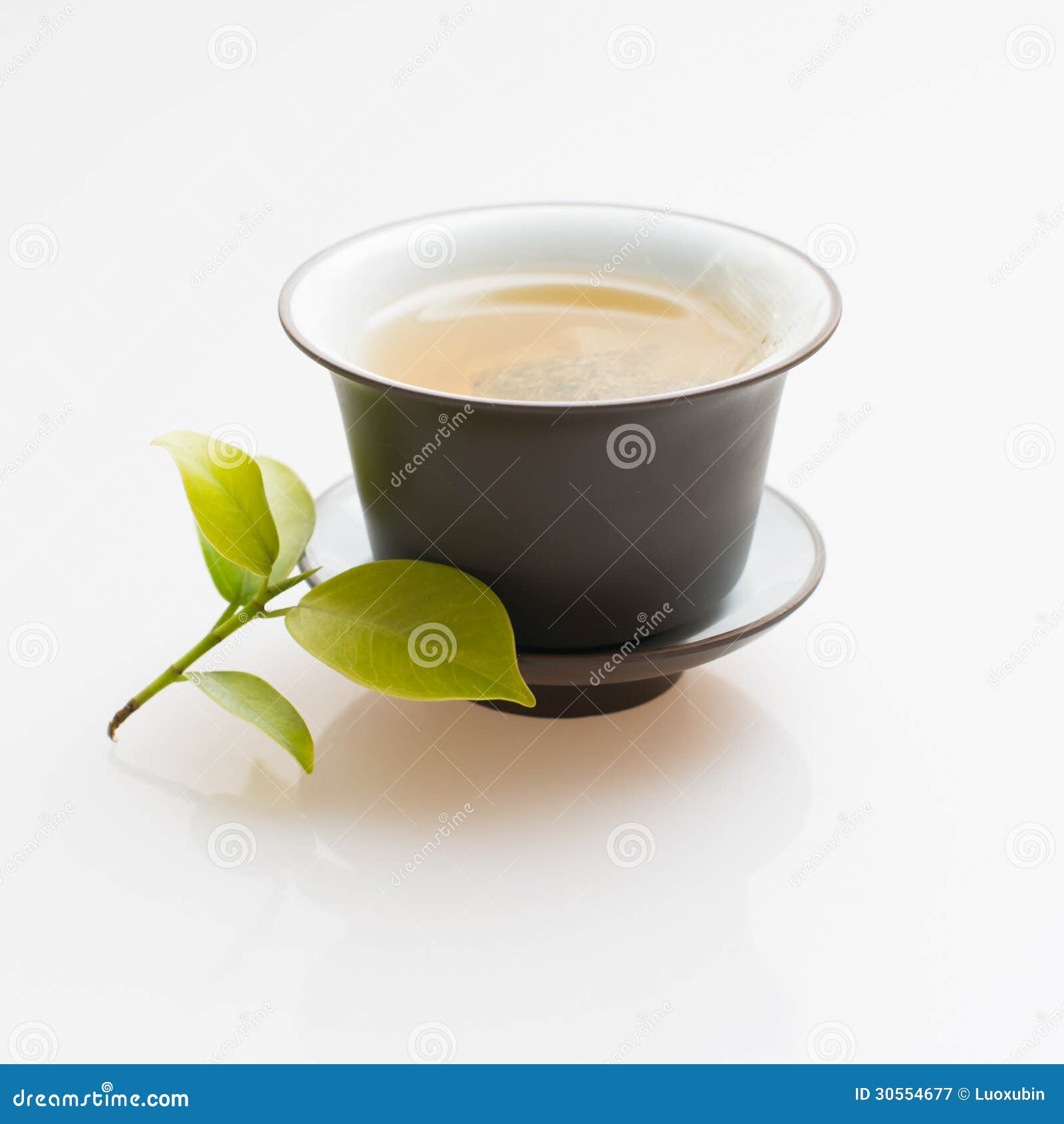 Tea imagen de archivo. Imagen de bebida, negro, hojas - 30554677