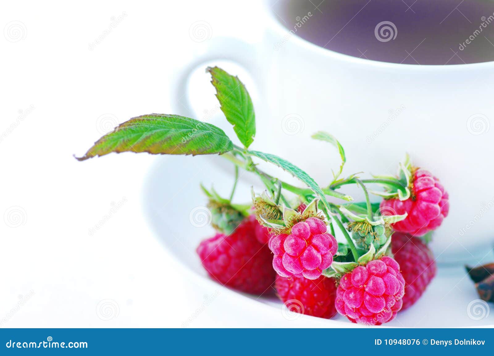 Té de la frambuesa foto de archivo. Imagen de hierba - 10948076