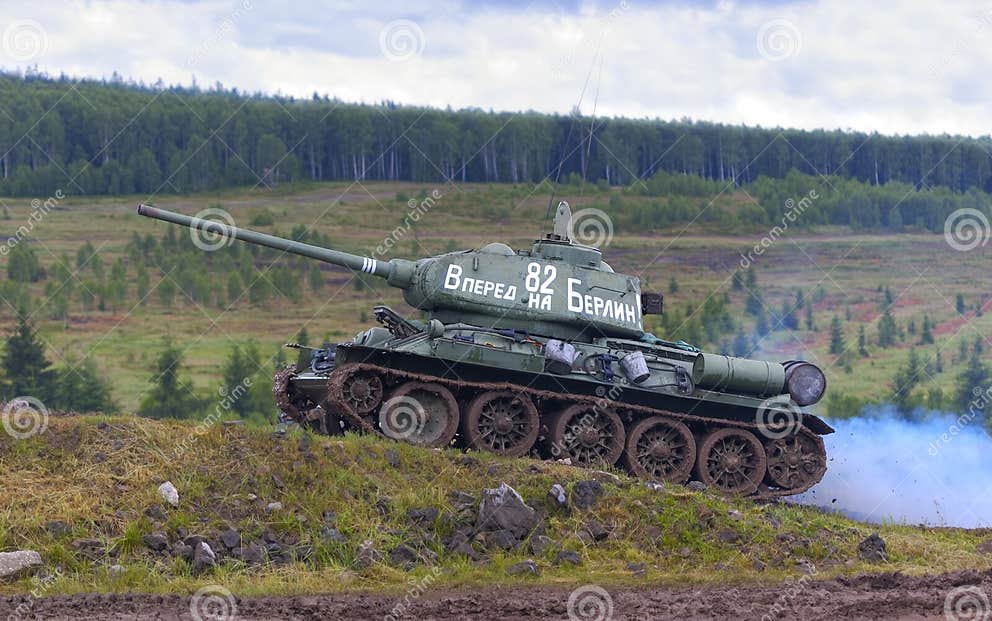 T 34 tank stock image. Image of armored, armoured, turret - 2777155