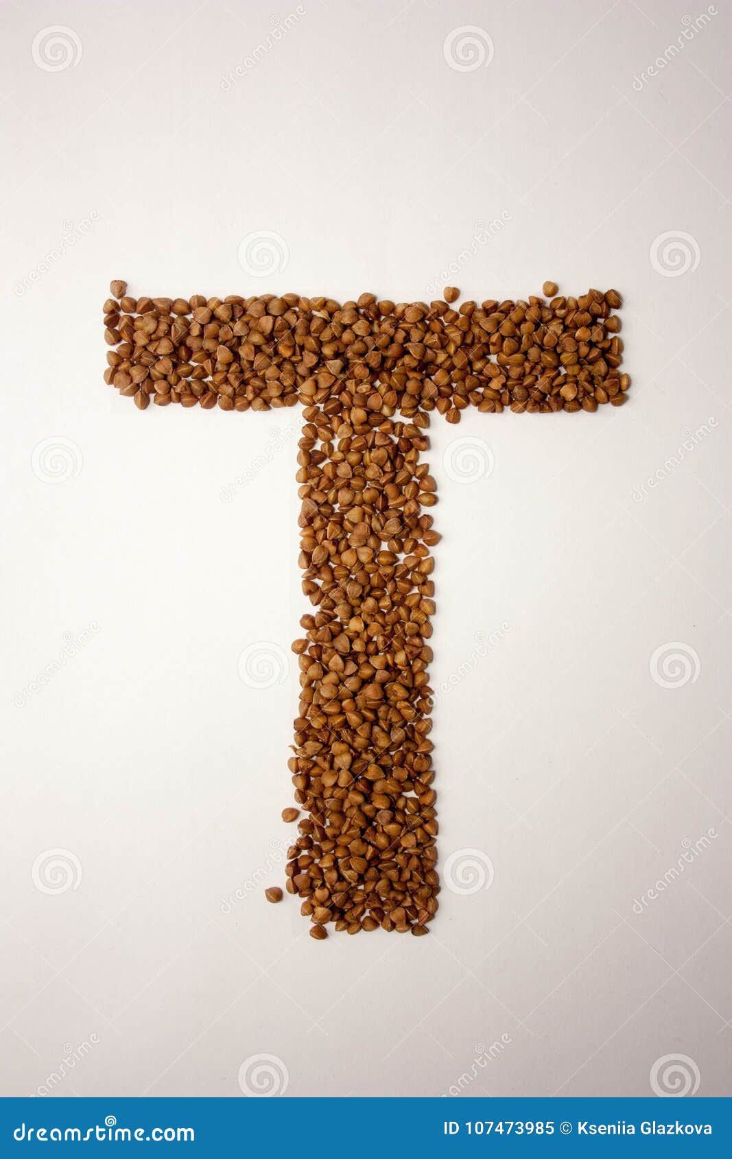 T-Buchstabe Das Alphabet Des Buchweizenbreis Stockbild - Bild von ...