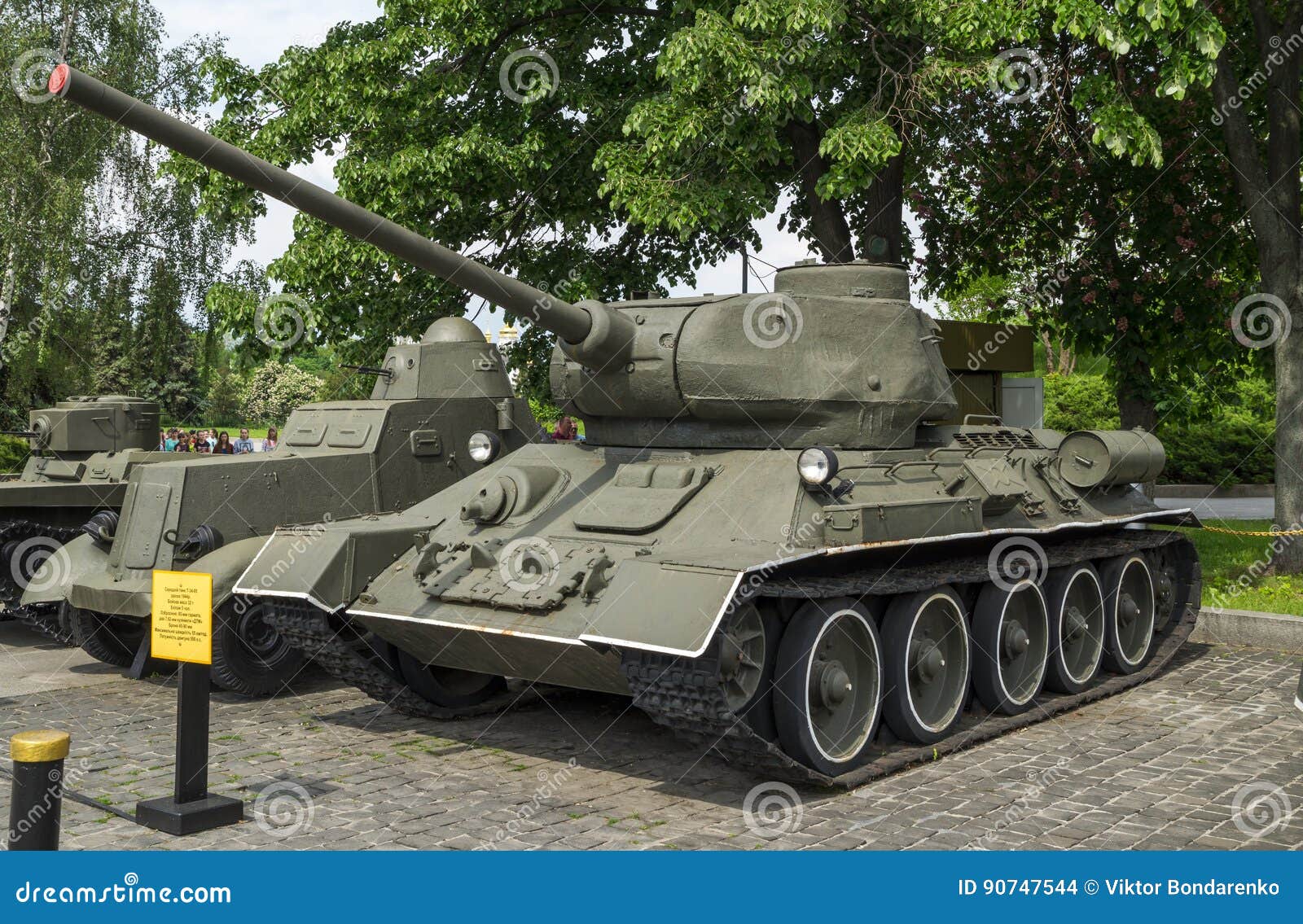 T-34-85 Soviet Medium Tank stock photo. Image of military - 90747544