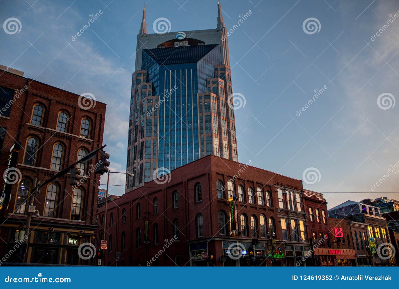 At&T Tower Downtown Nashville , TN 03/30/2018 Editorial Photography ...