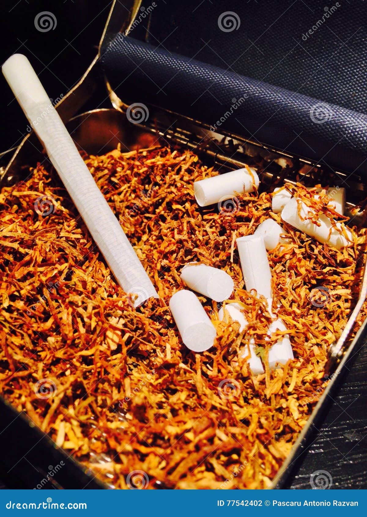 Tabak stock foto. Image of vrijheid, sigaret, vers, tabak - 77542402