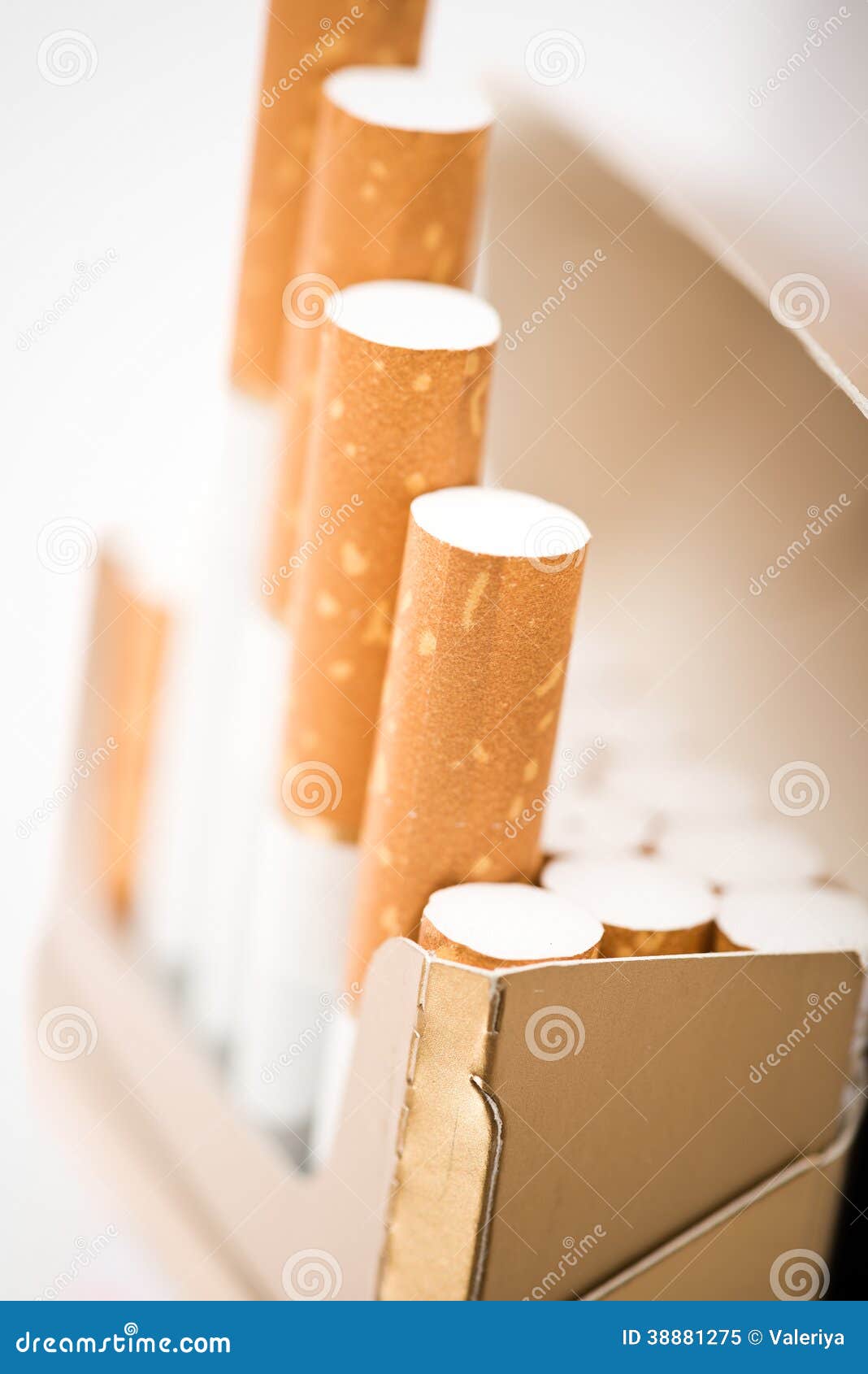 Tabak in Sigaretten Met Een Bruine Filter Stock Afbeelding - Image of ...