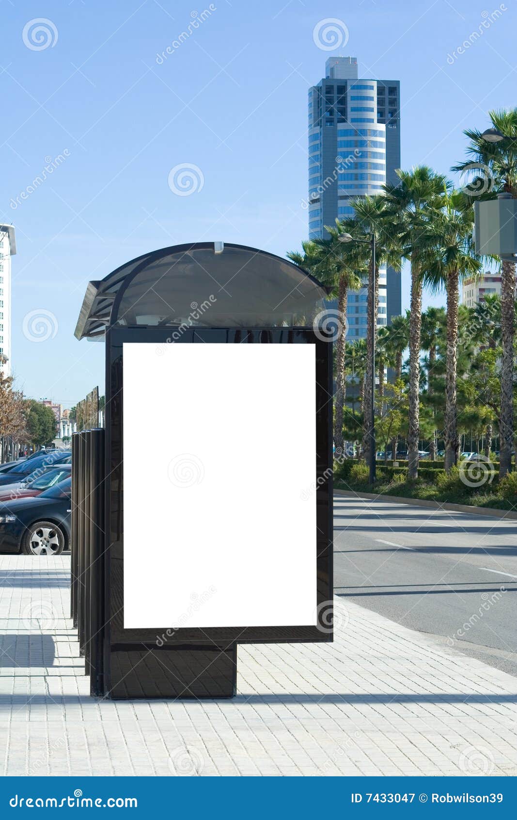 Tabellone Per Le Affissioni Della Fermata Dell'autobus Immagine Stock ...