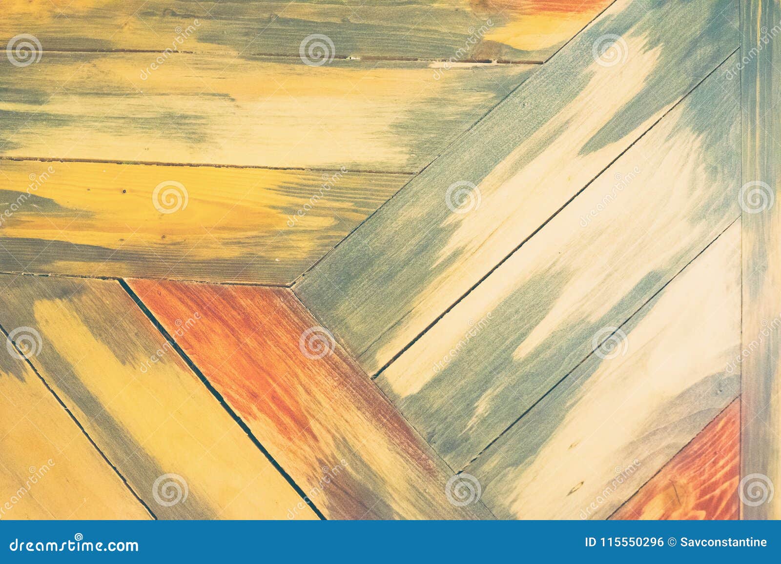 Tabla de madera rallada foto de archivo. Imagen de endecha - 115550296