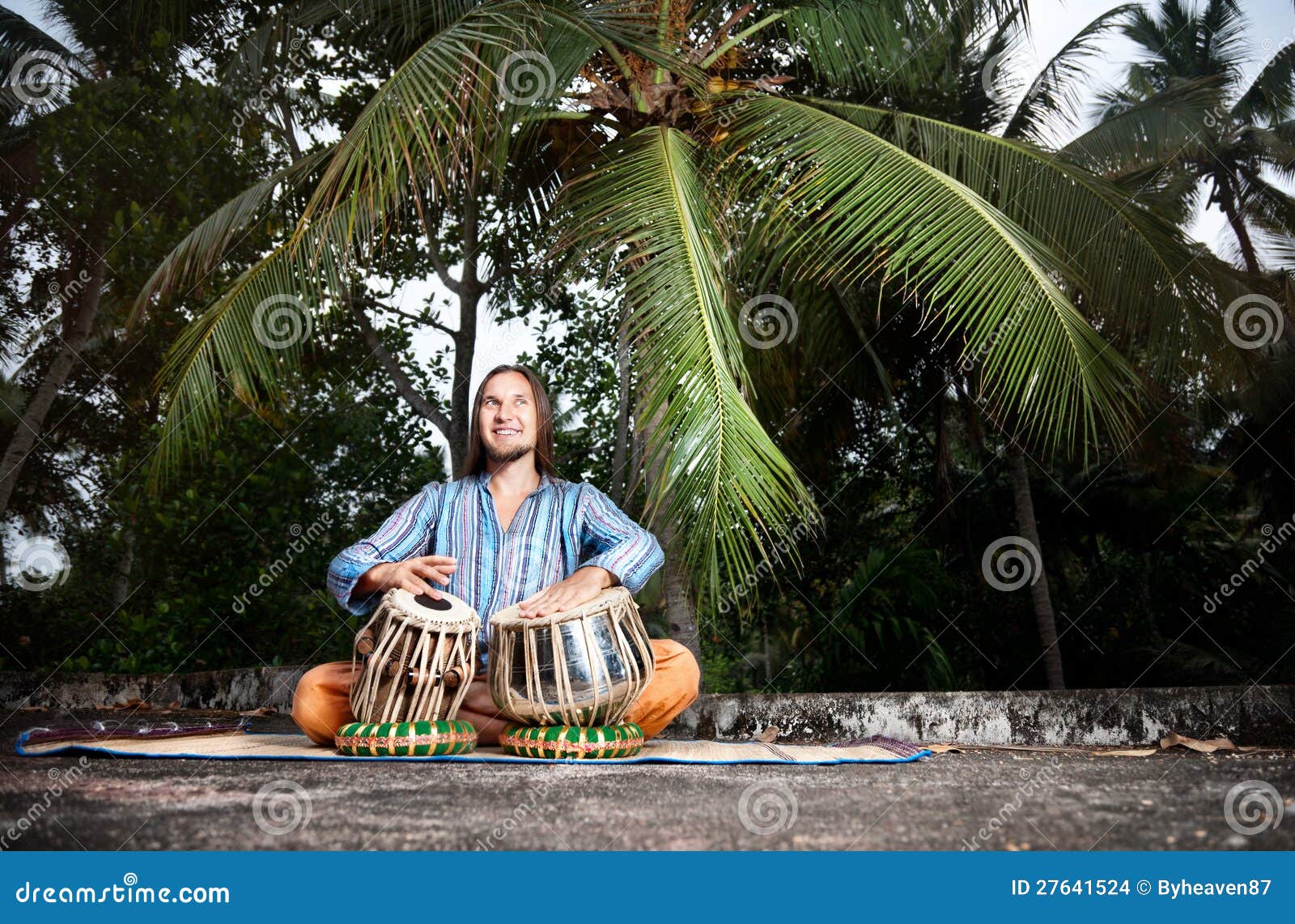 Tabla Stock Image | CartoonDealer.com #11509039