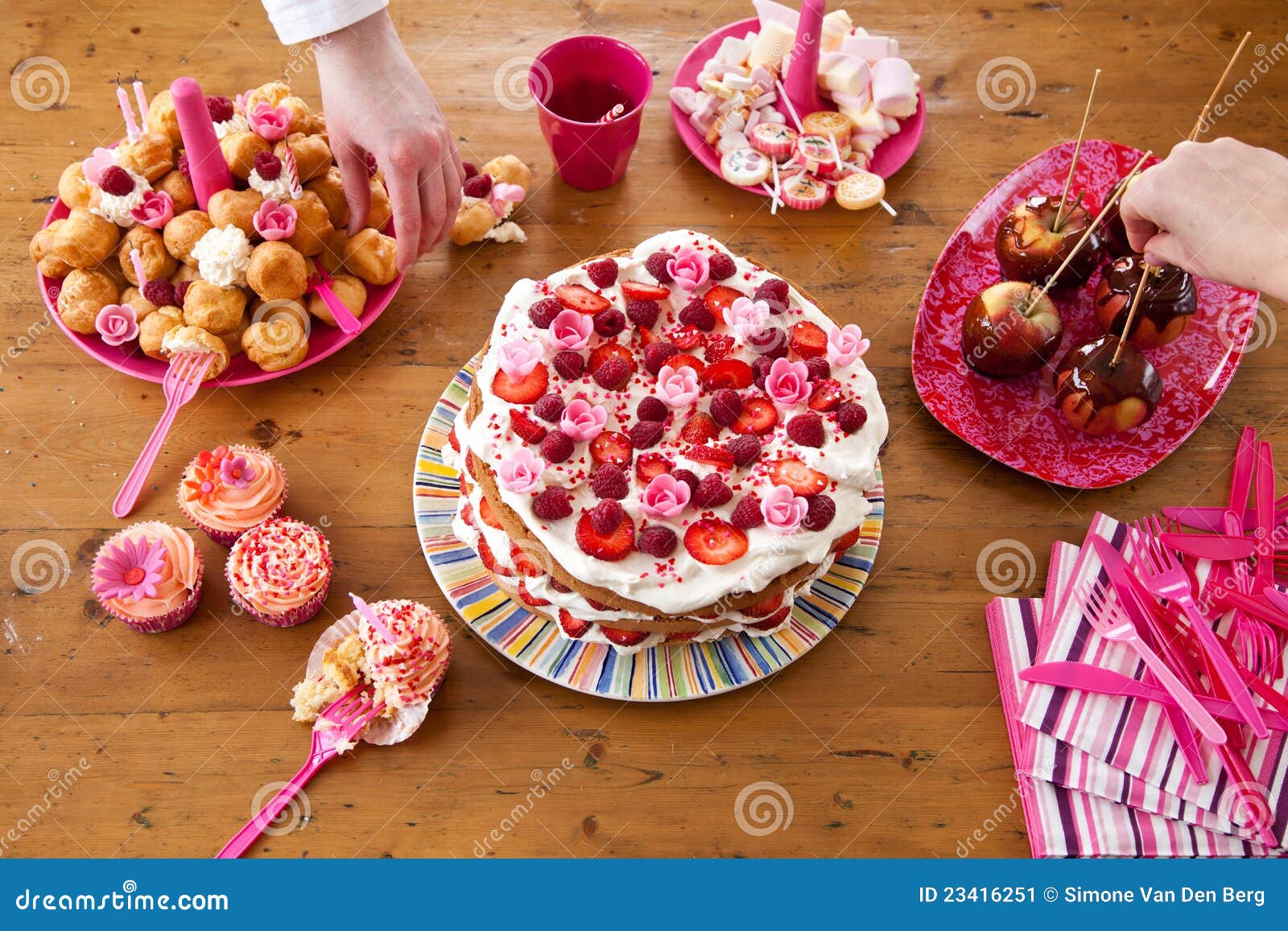 5,372 Birthday Snacks Stock Photos - Free & Royalty-Free Stock Photos ...