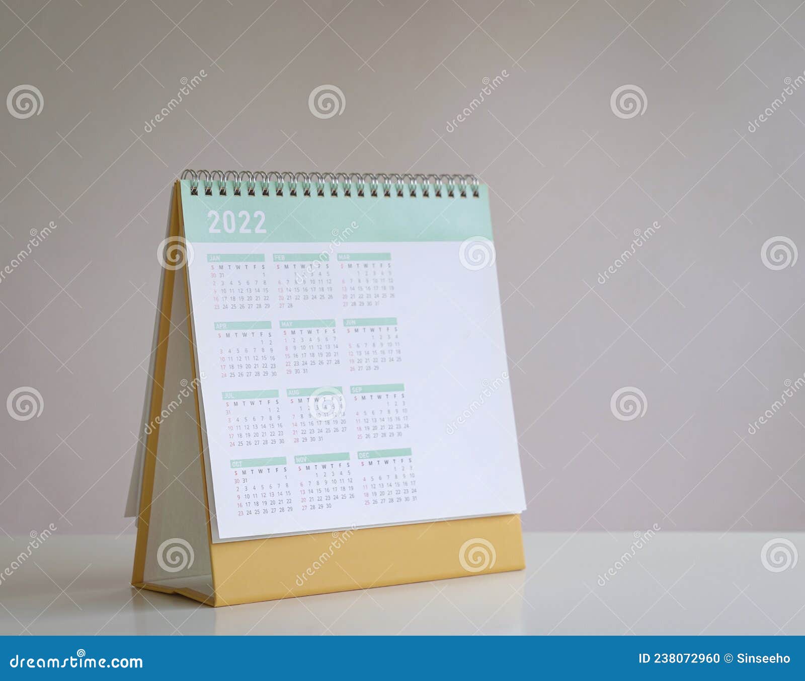 Table Calendar 2022 with Copy Space Stock Photo - Image of desk, note ...